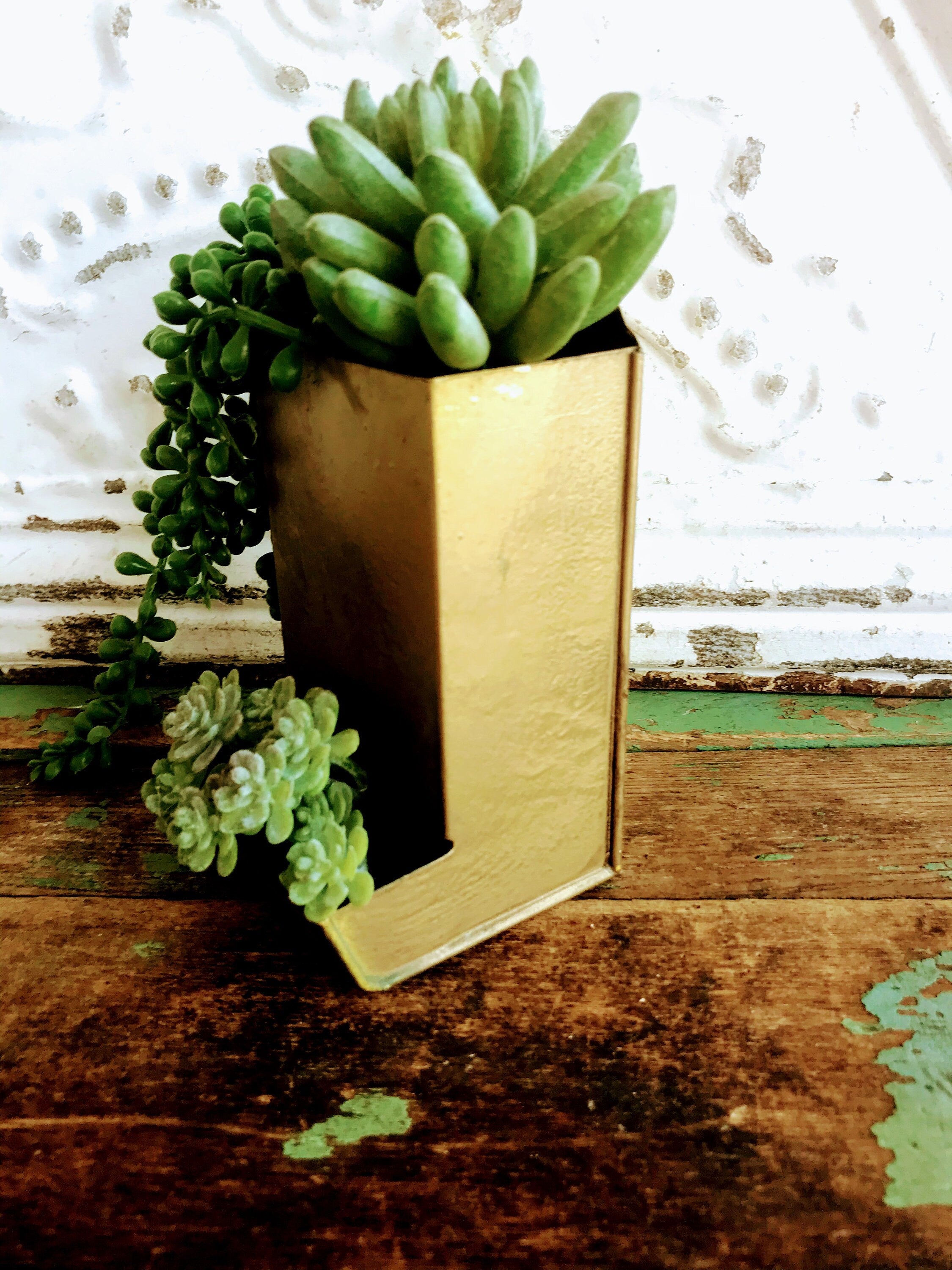 Vintage Tin Shabby Metal Match Holder Match Safe Gold | Shop THRILLING