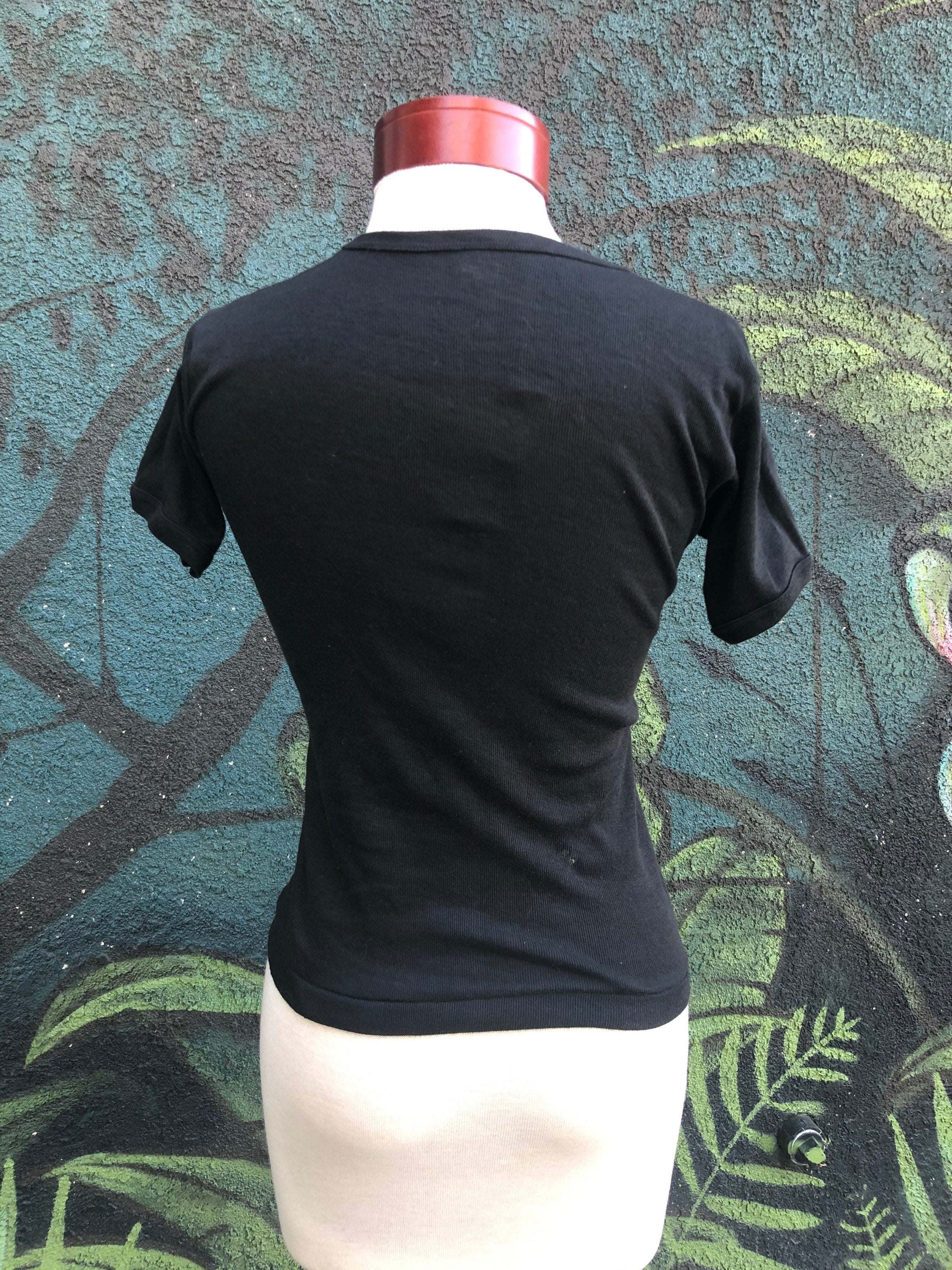 Vintage 70's Kizz Graphic Black T-Shirt by Sportique | Shop THRILLING