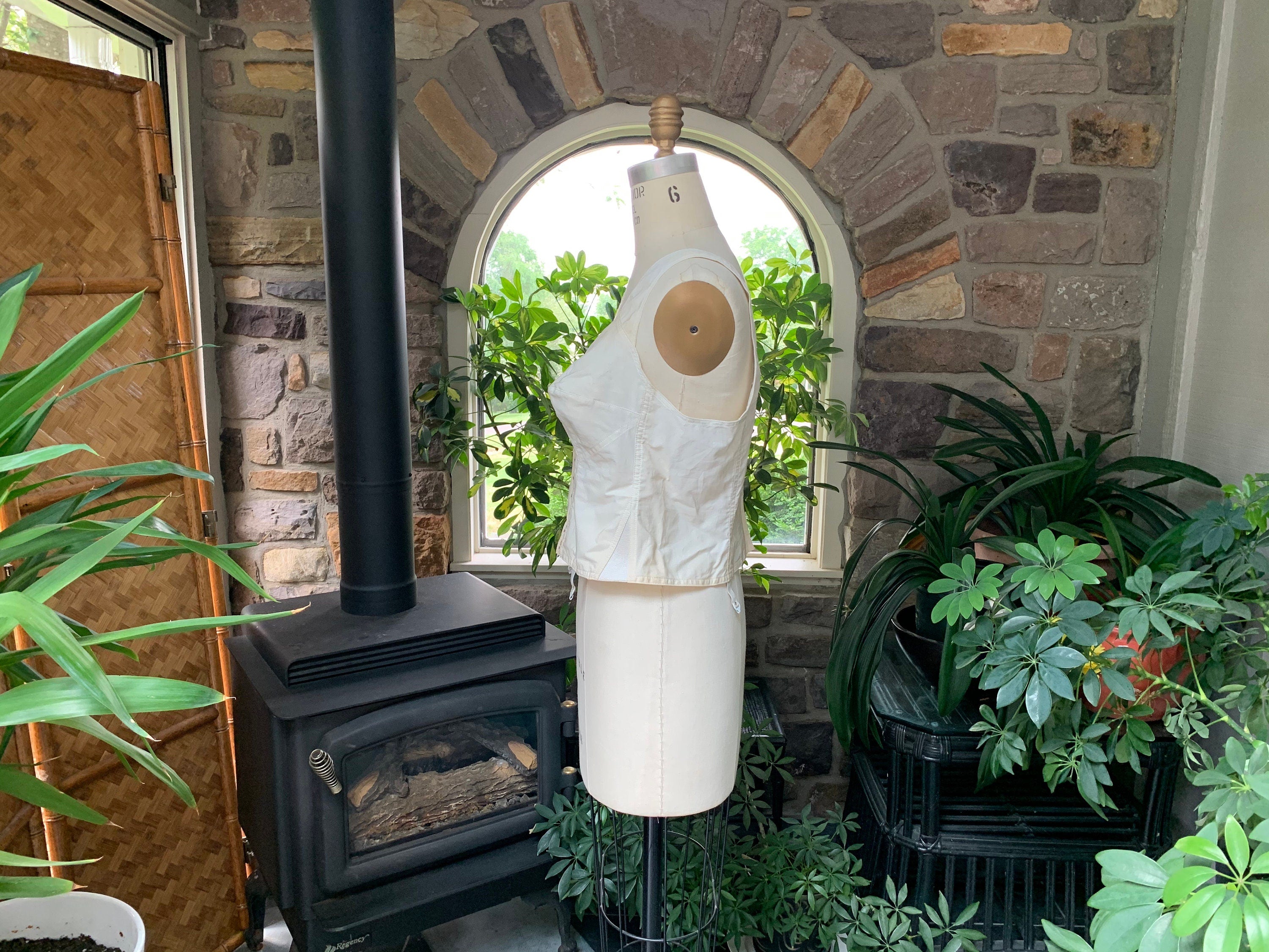 Vintage 50’s White Do-All Bullet Bra Long Line Corset Bra | Shop THRILLING