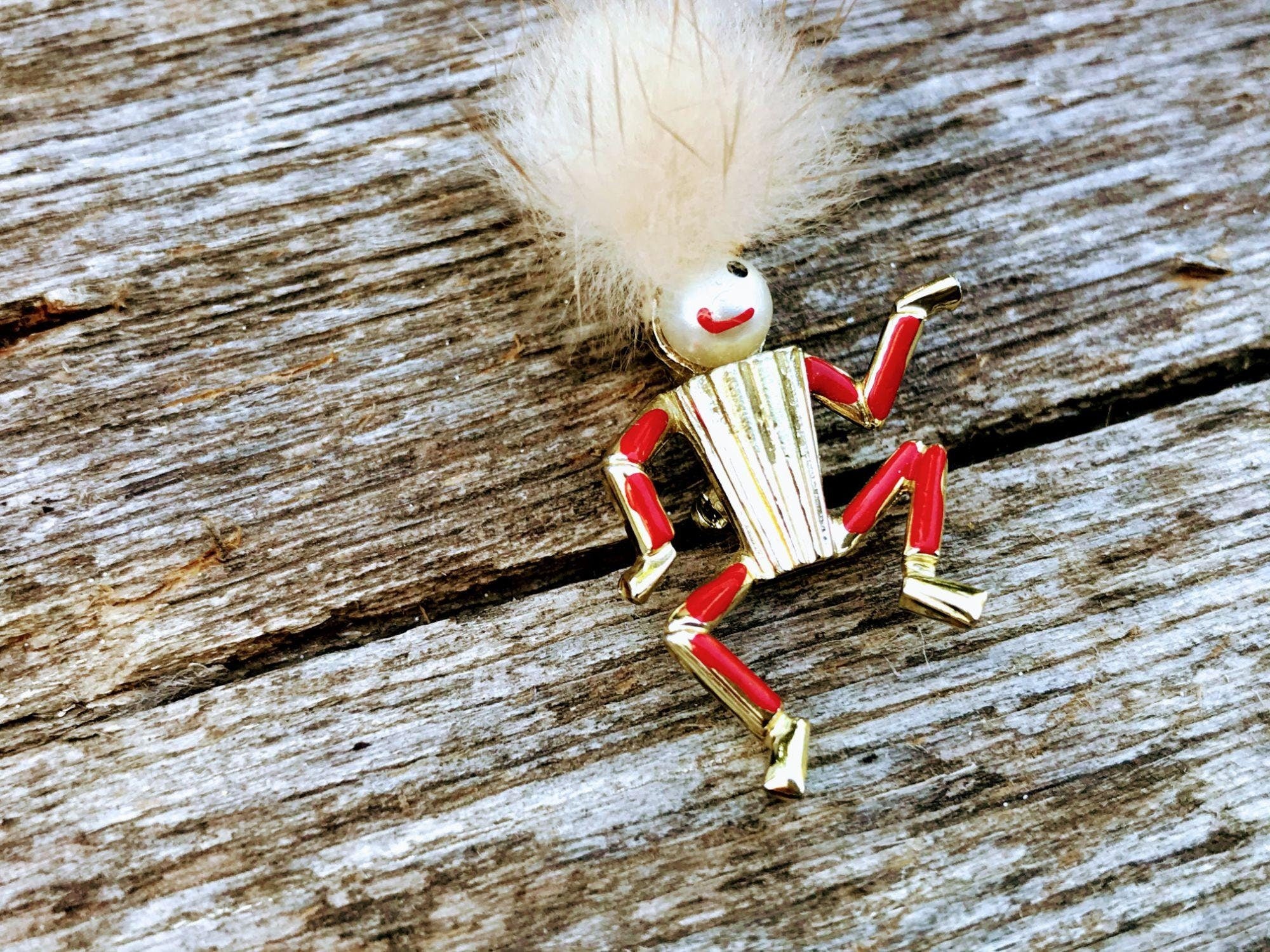 60s Vintage Toy Soldier Pin Brooch with Mink Fur Hair | Shop THRILLING