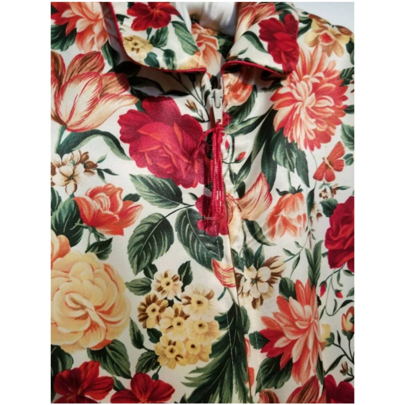 Vintage Elegant Silky Rose Dressing Gown Robe | Shop THRILLING