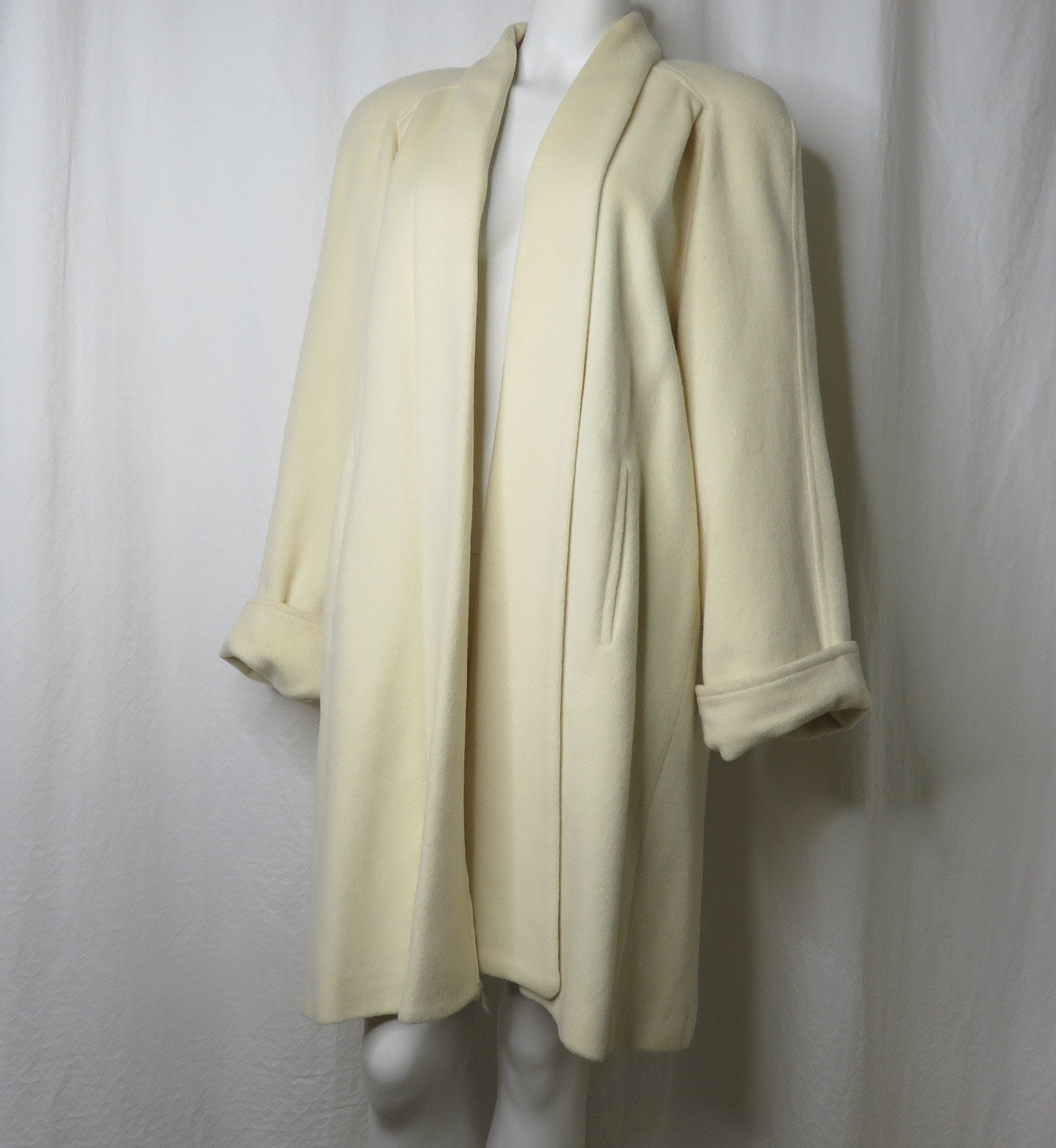 Vintage Ashley Scott White Wool Swing Coat | Shop THRILLING