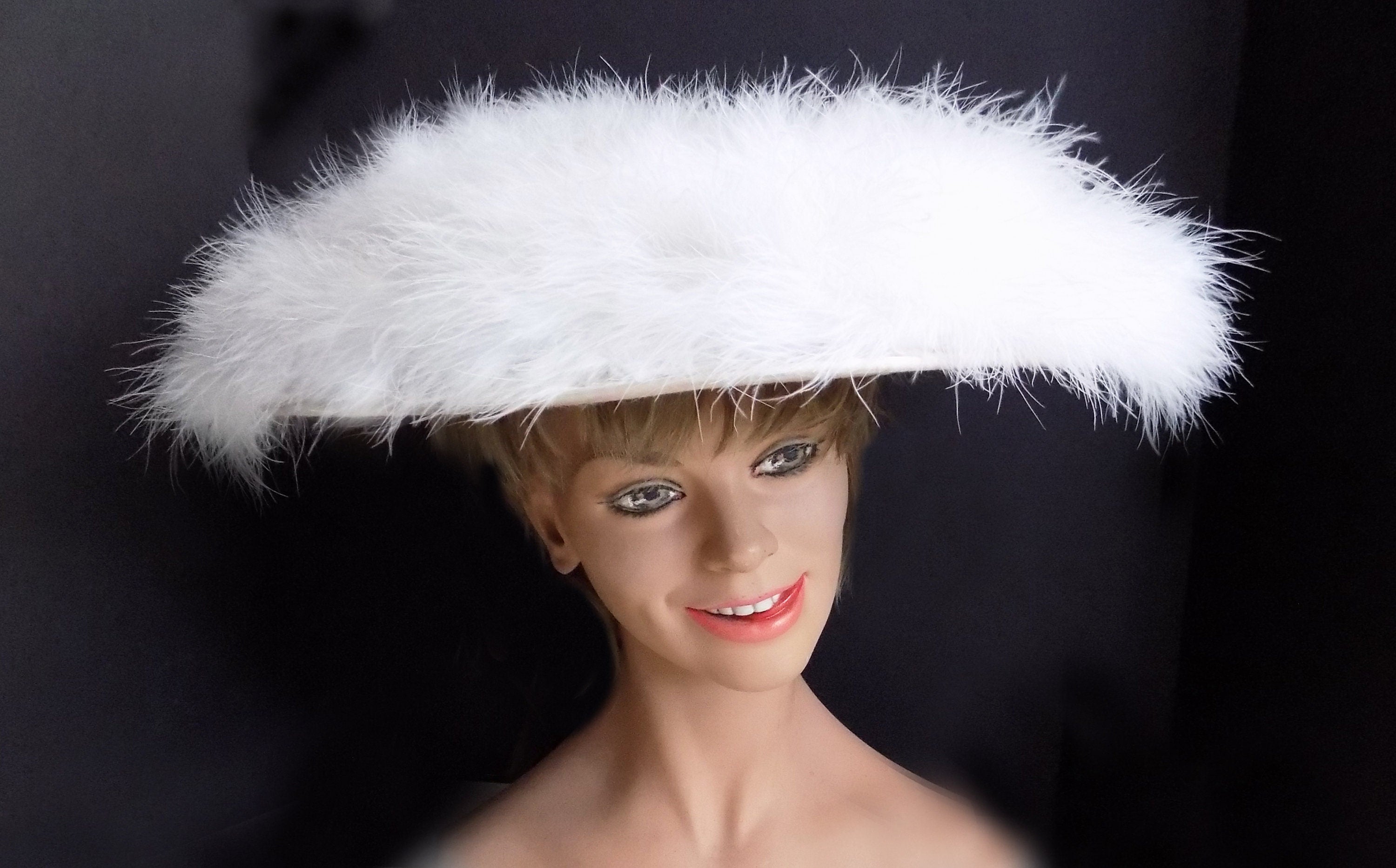 Vintage Rare 50s Wide Picture Hat Covered In White Malibu Feathers ...