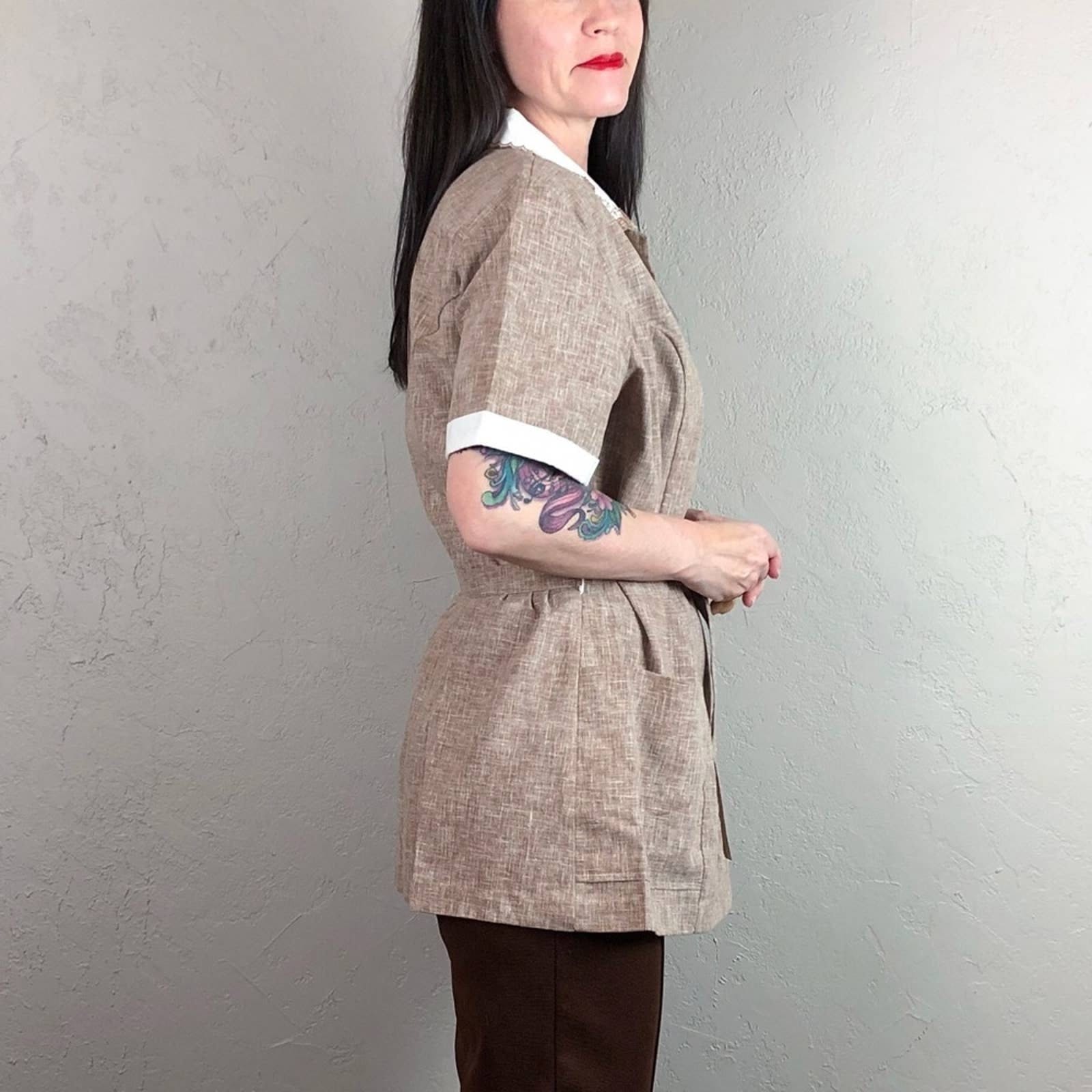 Vintage 60’s Brown Tunic Top - Waitress Shirt - Uniform Style by Just ...