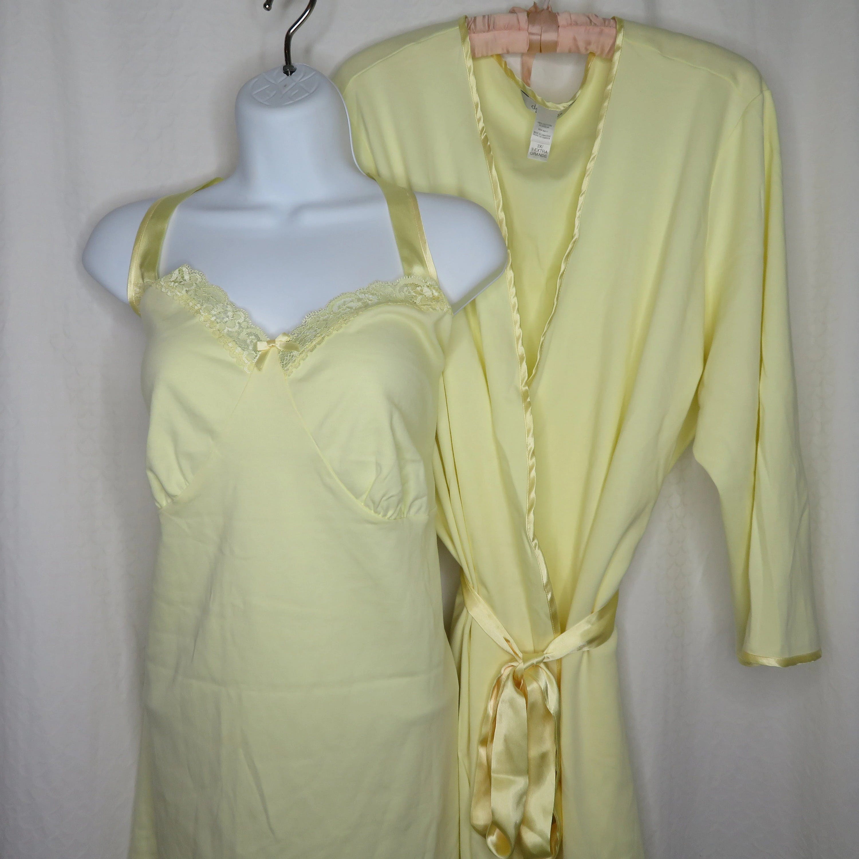 Vintage Yellow Nightgown Robe Set by Delicates Woman | Shop THRILLING
