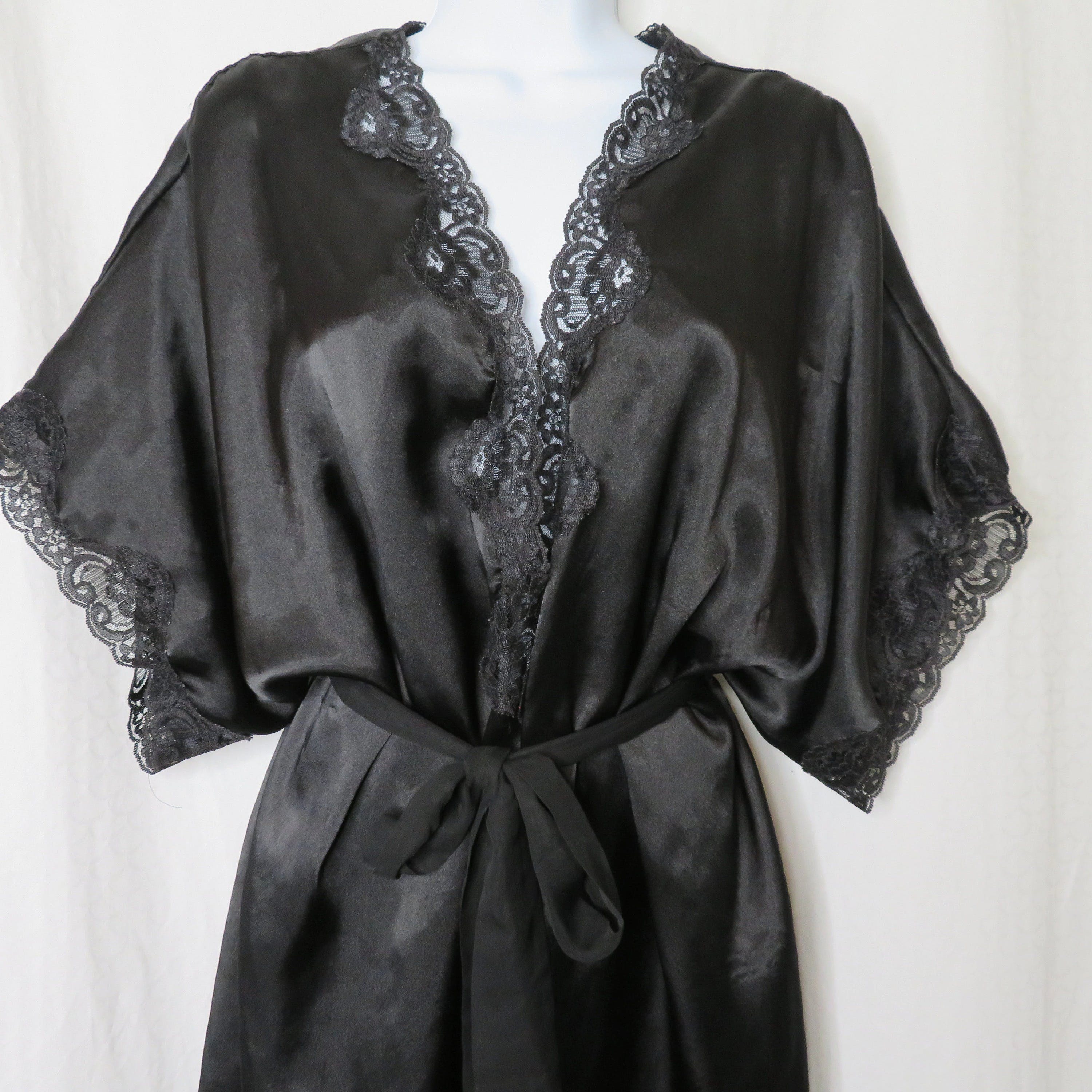 Vintage 80’s Black Lace Robe by Mervyns Partners | Shop THRILLING