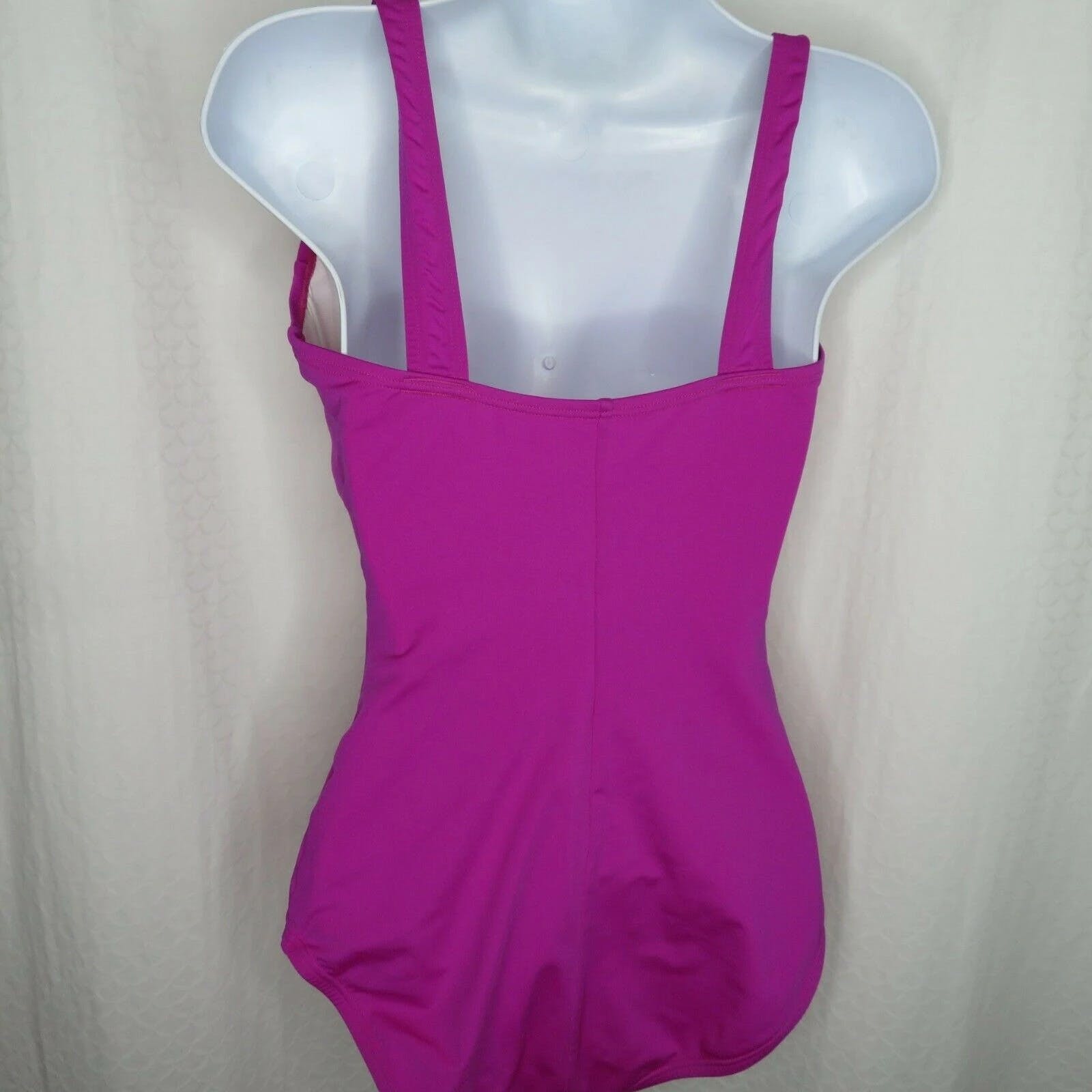 Vintage Moderate Leg One Piece Swimsuit by Speedo | Shop THRILLING