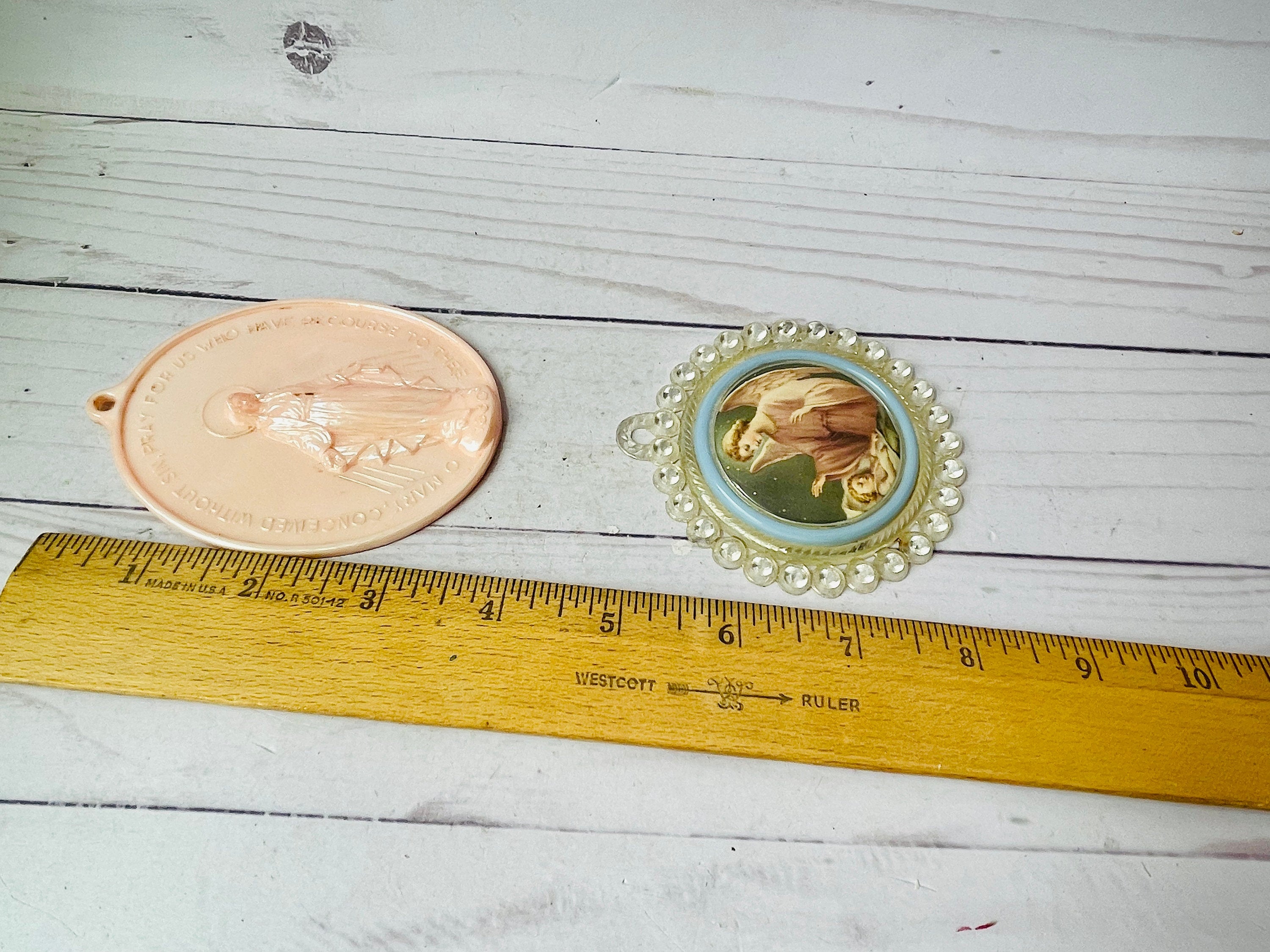 Vintage Religious Medallions Plastic | Shop THRILLING