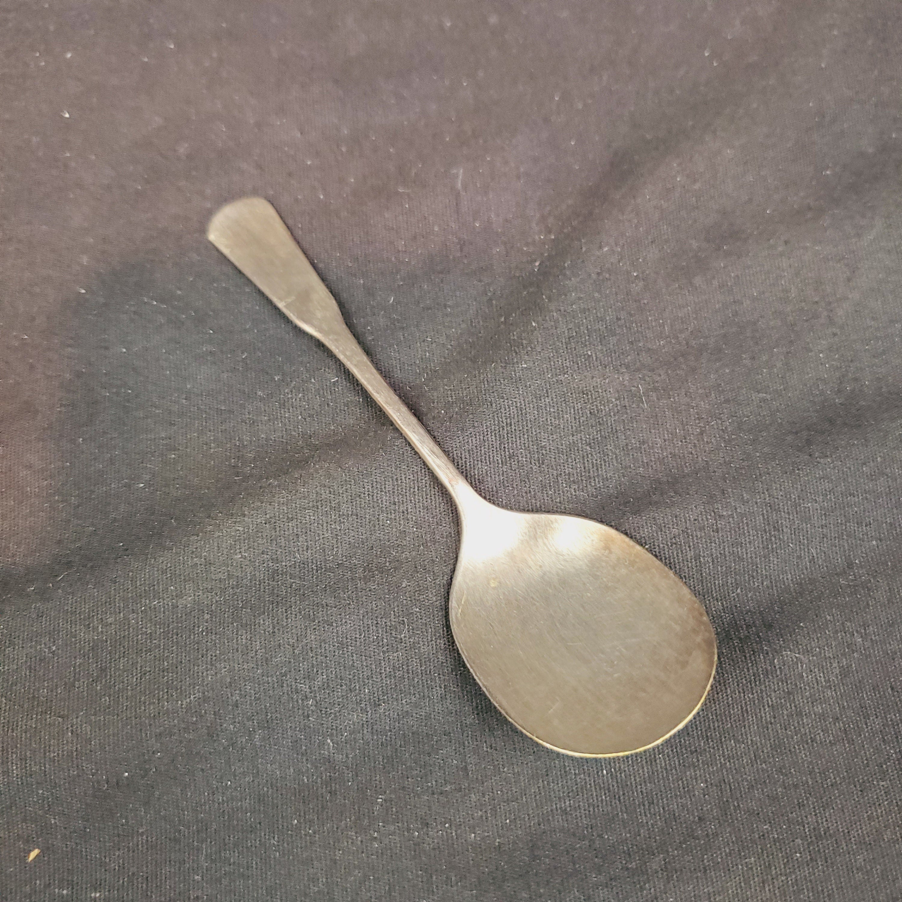 Vintage Oneida 1881 Rogers Plain Pattern One Piece by Rogers | Shop ...