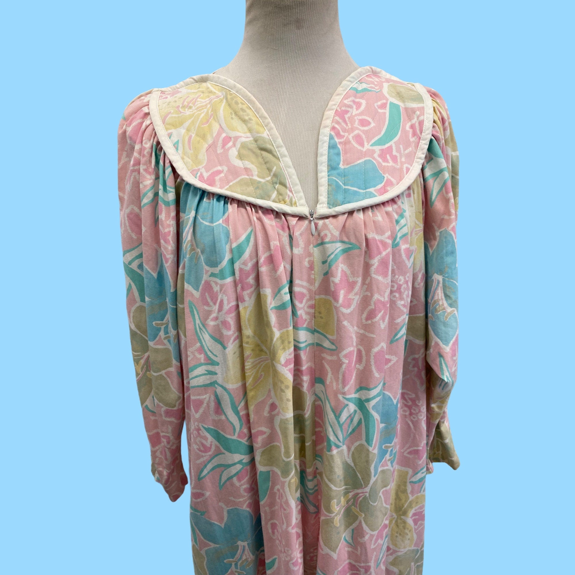 Vintage 70s Pastel Floral Hoe Dress Lounger by David Brown California ...