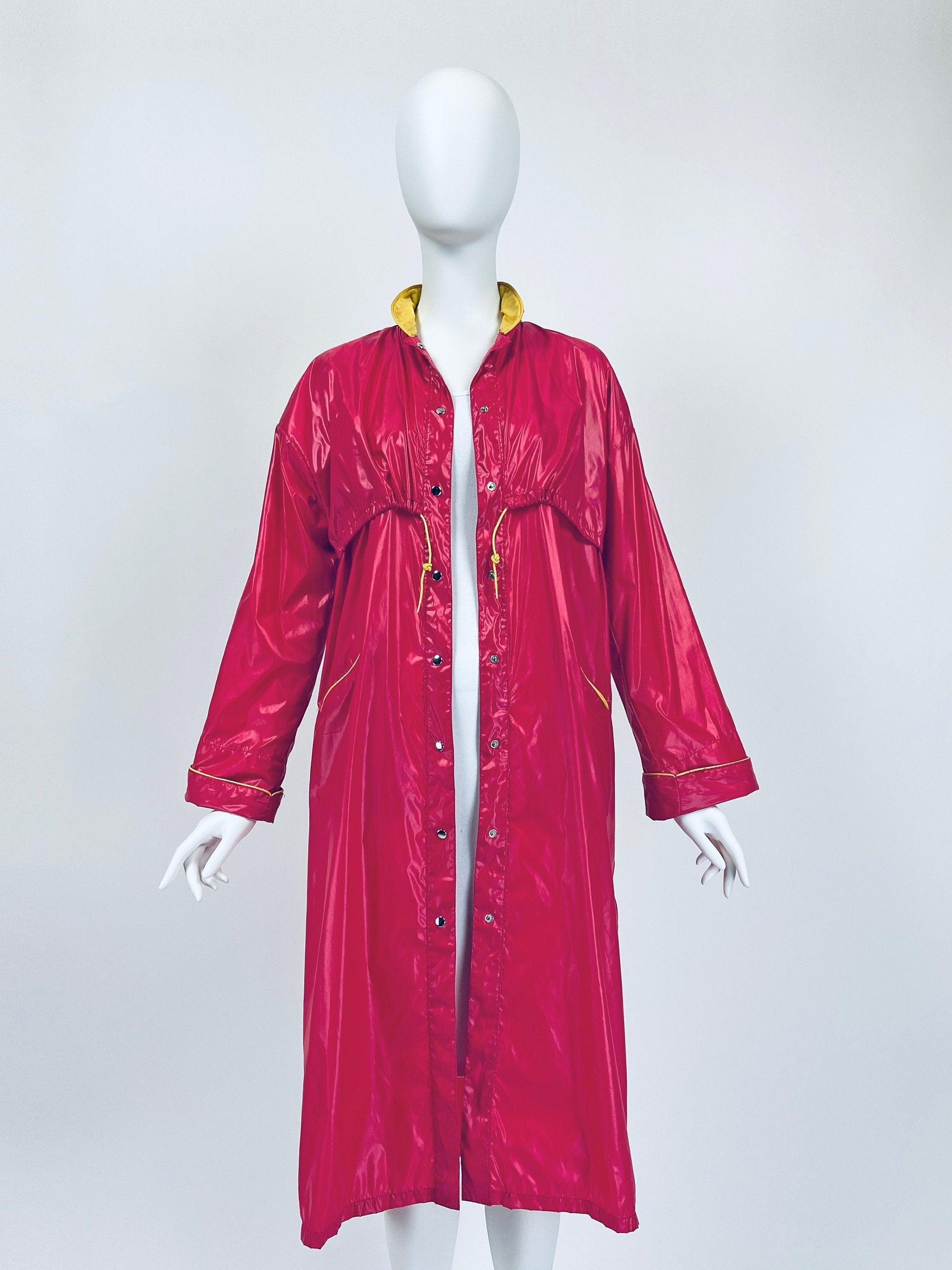 Vintage 80’s Windbreaker Raincoat by Fox Run | Shop THRILLING