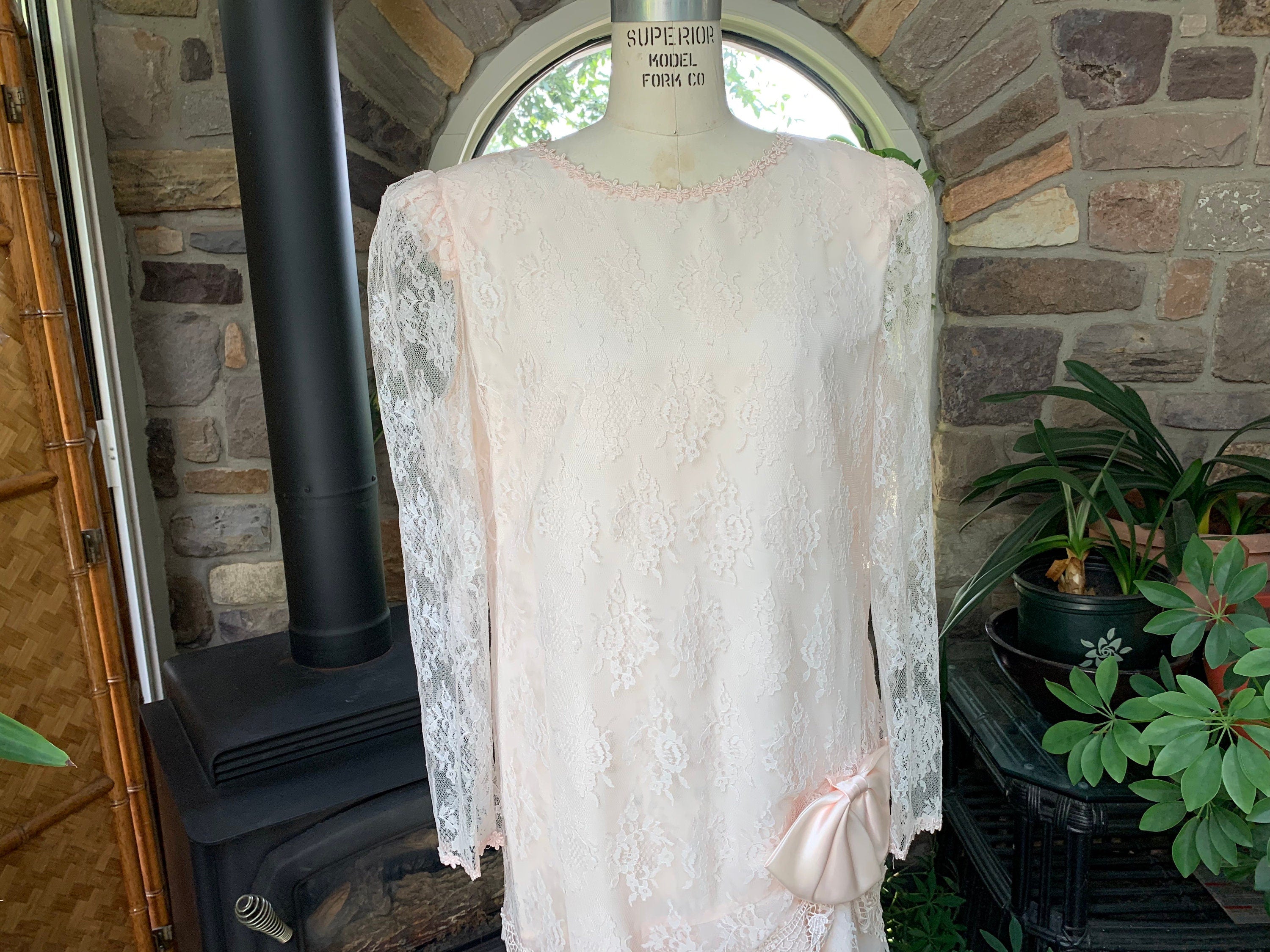 Vintage 80’s Pink Lace Drop Waist Tea Length Dress by Barbara Chodos ...