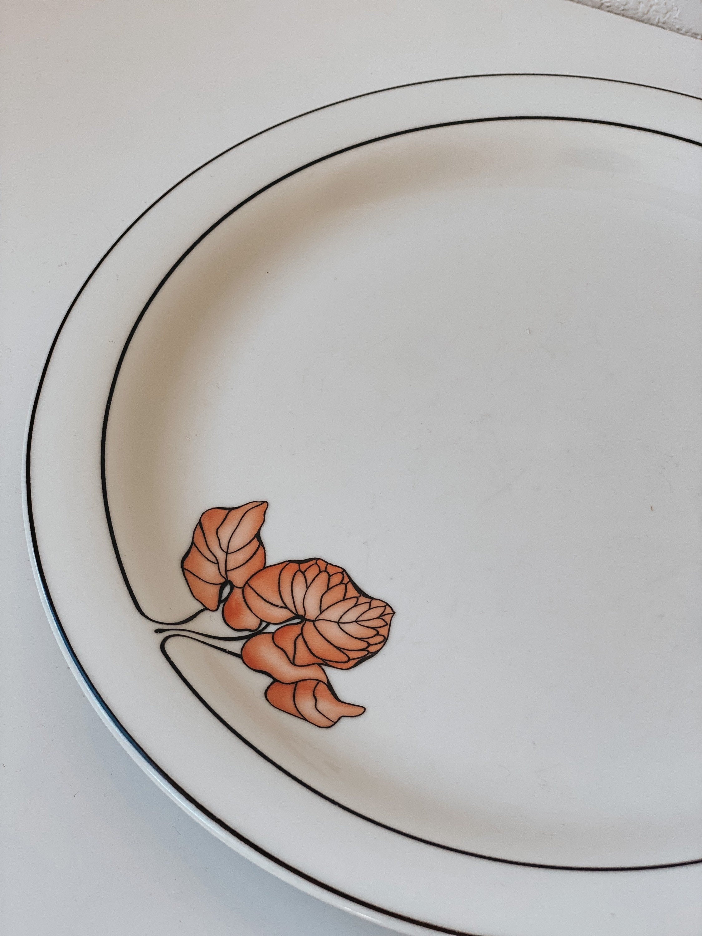 80s Vintage | Set of Two Vintage German Dinner Plates by Bavaria | Shop ...