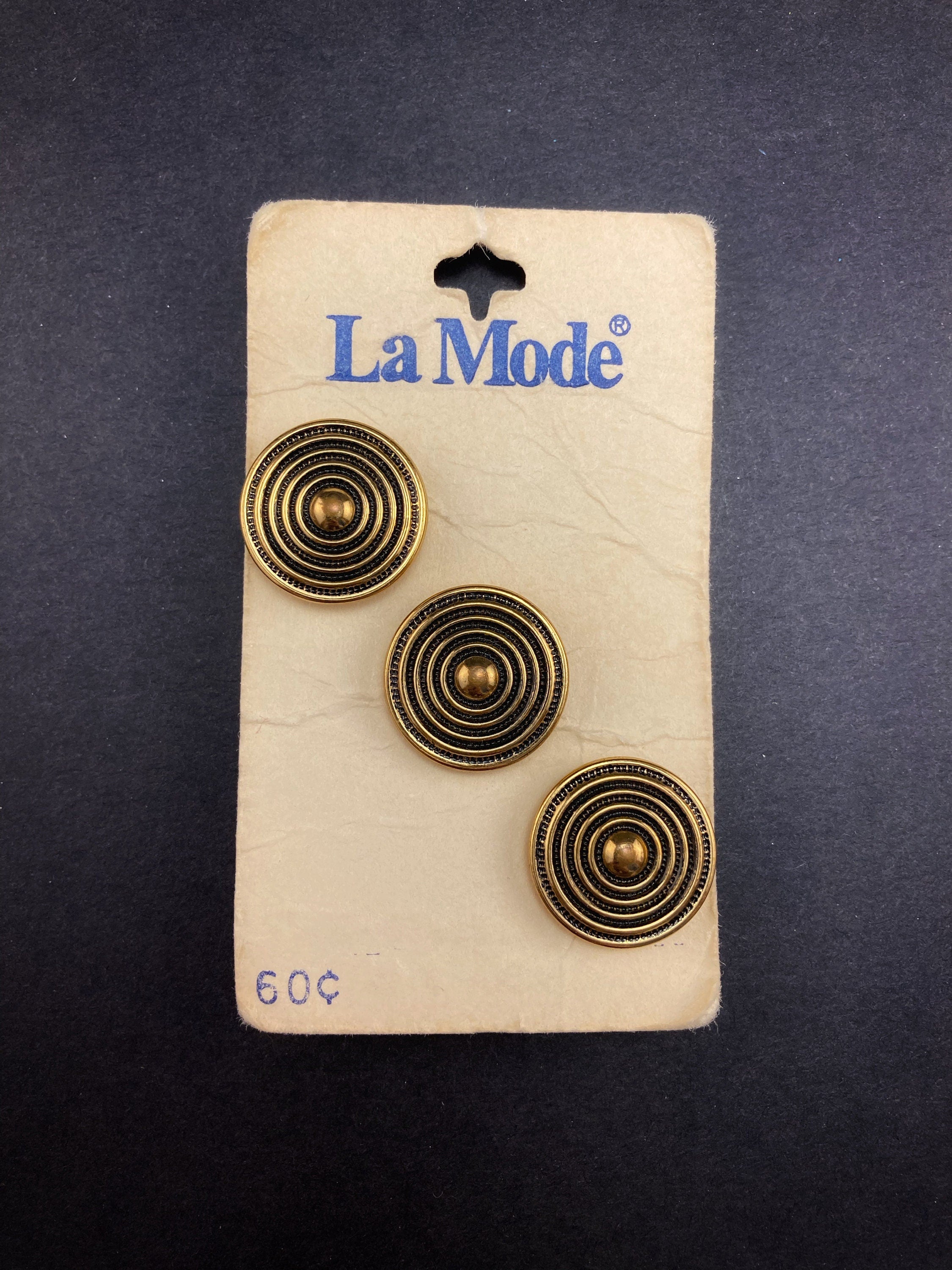 Vintage Gold Metal Buttons with Target Symbol | Shop THRILLING