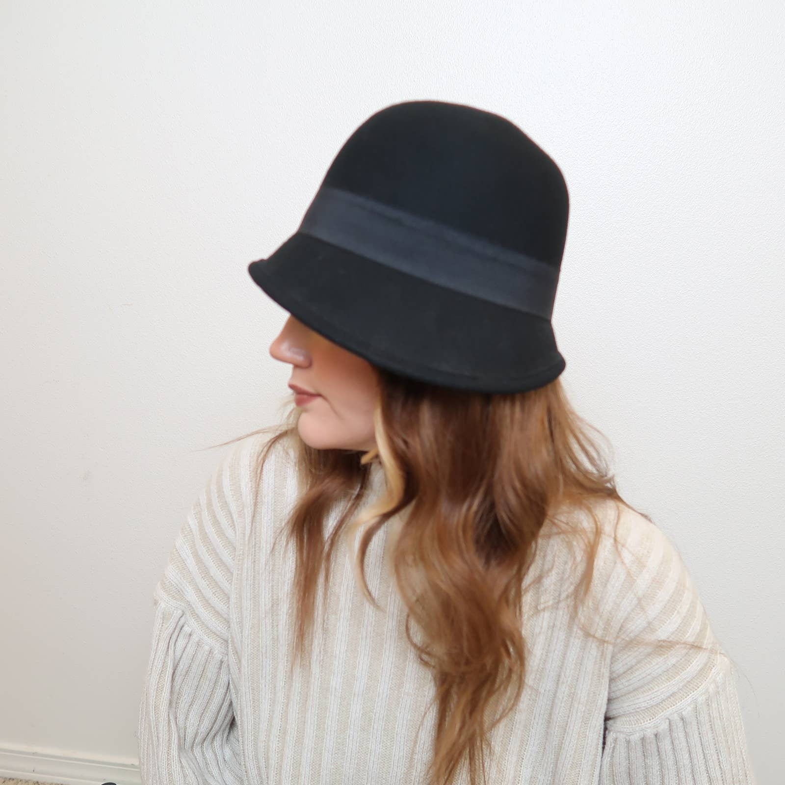 Vintage 90s Nine West Black Felt Wool Cloche Hat by Nine West | Shop ...