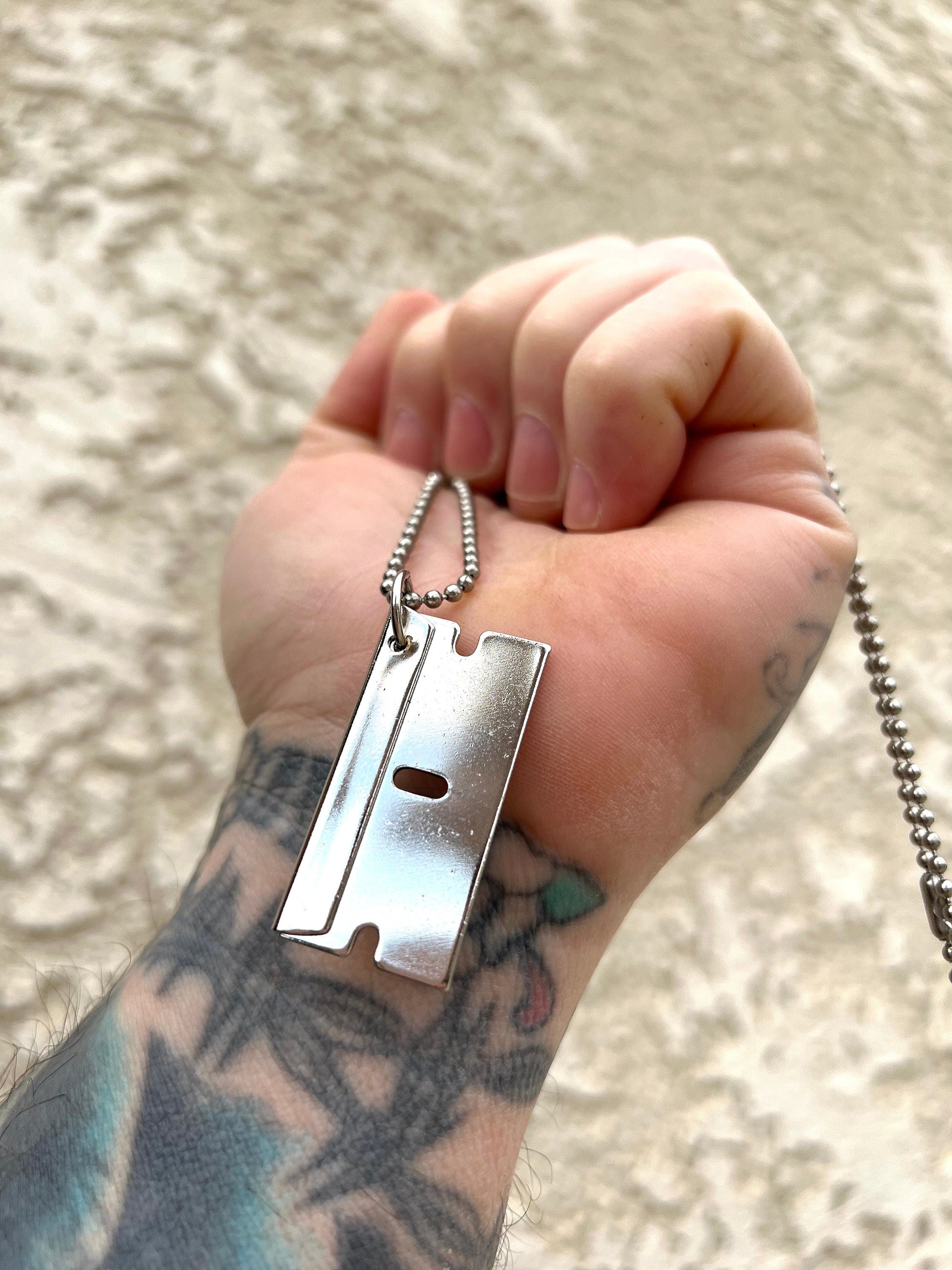 Vintage Silver Razor Blade Necklace | Shop THRILLING