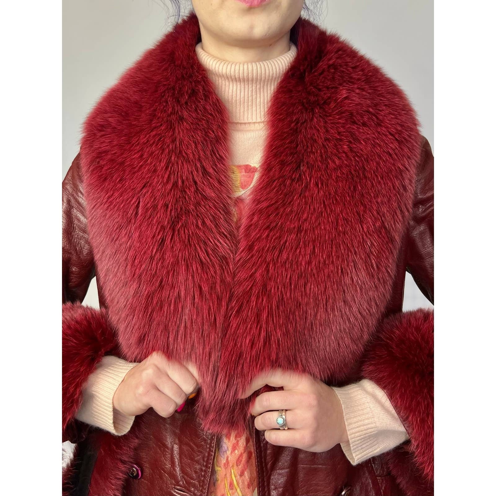 Vintage 80s Red Fluffy Fox Fur Collar and Cuffs Set | Shop THRILLING