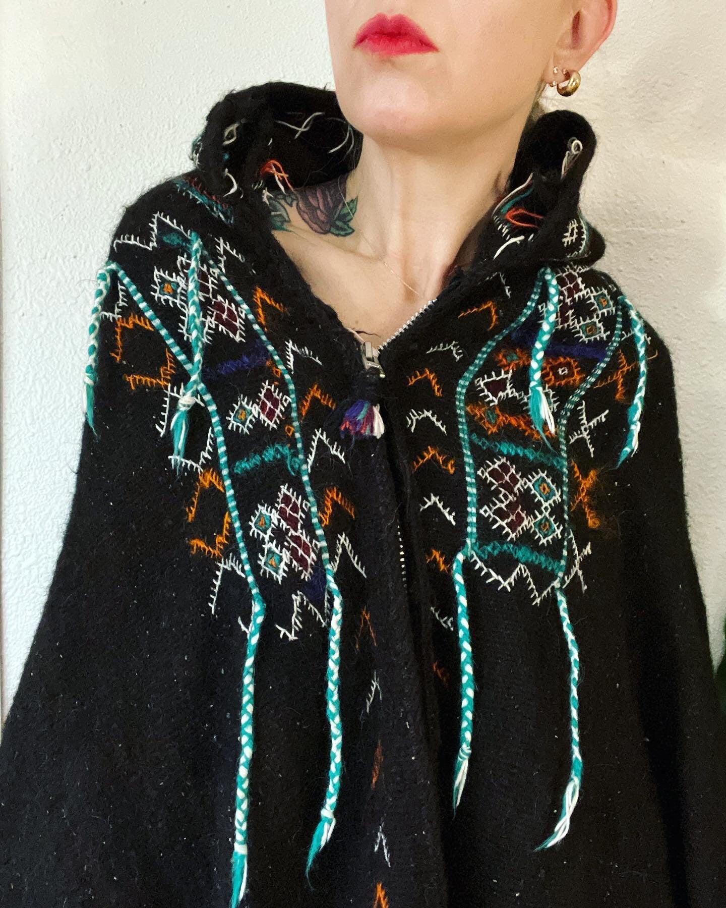 Vintage 60s Hooded Cloak Cape by Berber Shepard’s | Shop THRILLING