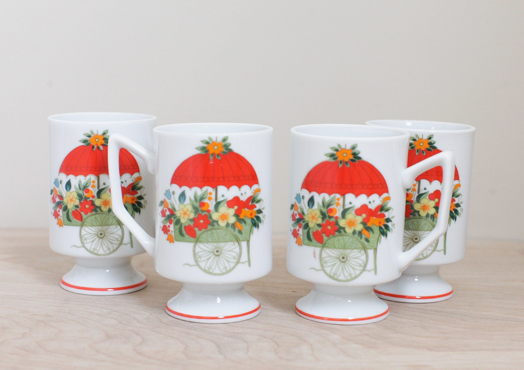 Vintage Four Mid Mod Floral Mugs with Stand | Shop THRILLING