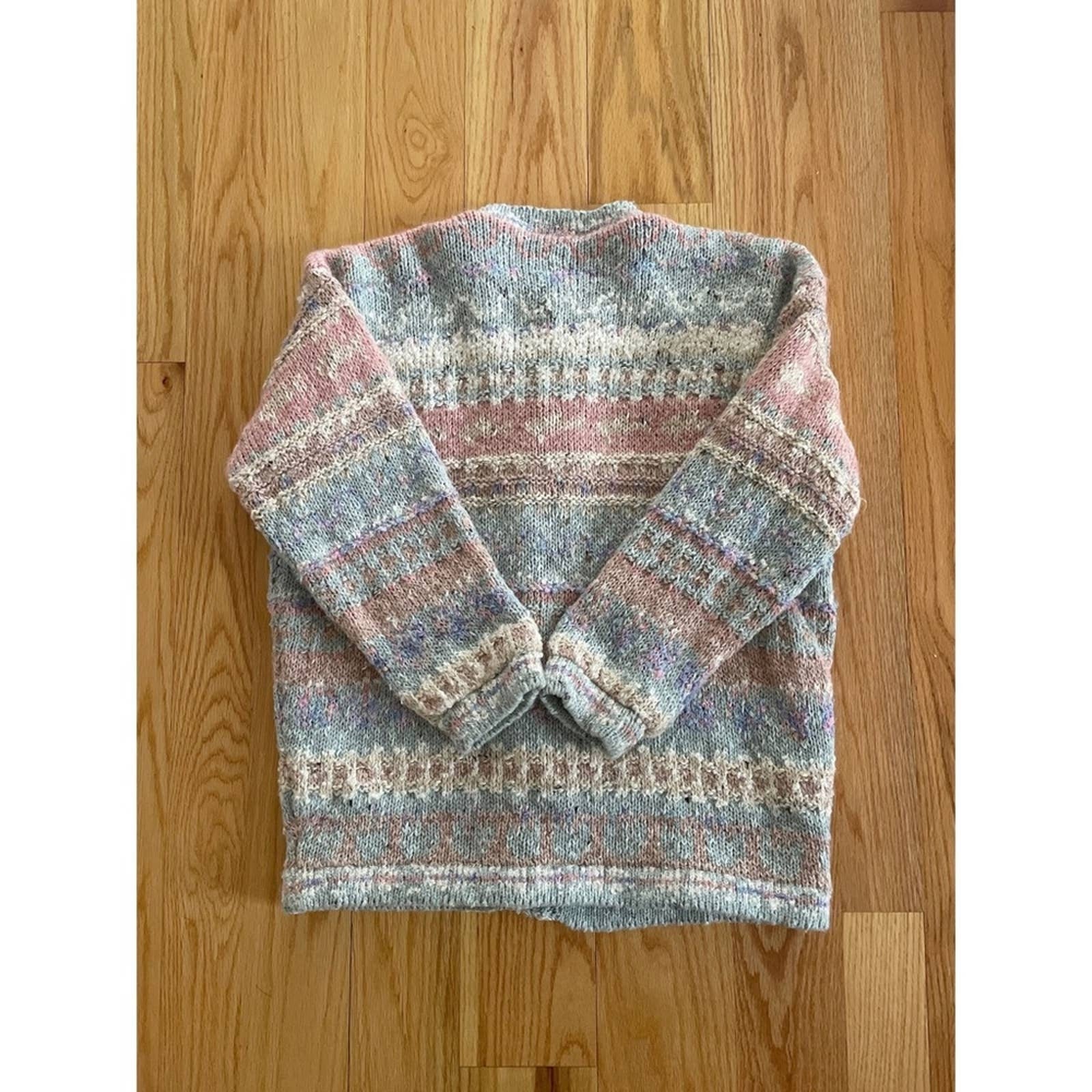 Vintage Siochain Handloomed Lined Irish Sweater by Siochain | Shop ...