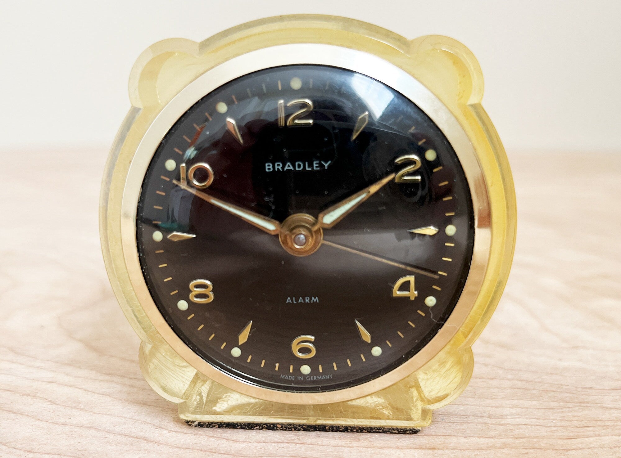 Vintage Tiny Bradley Clock with Lucite Stylish 60s by Bradley | Shop ...