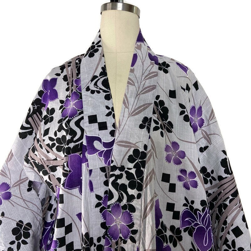 Vintage Men's Robe Purple and Black Cotton | Shop THRILLING