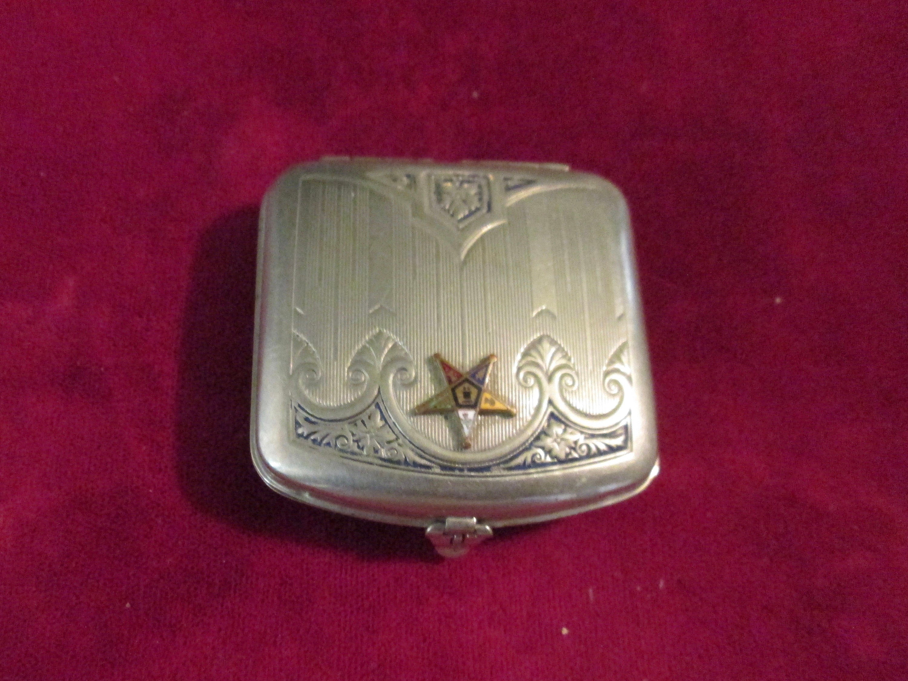 30s Eastern Star Small Compact Vintage Compacts So Cute | Shop THRILLING