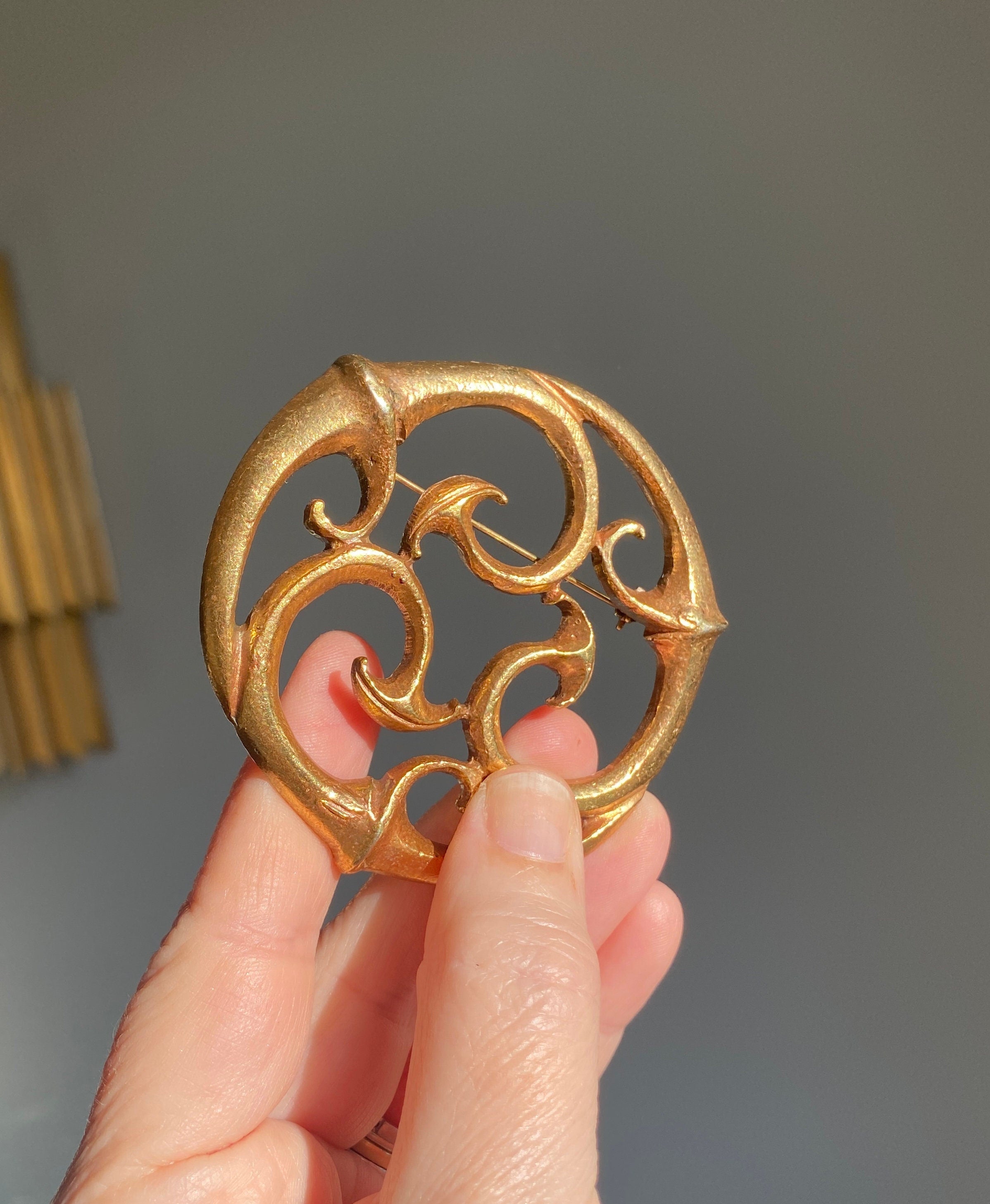 Vintage Alva Studios Pendant and Brooch of Antiquities by Alva Studios ...