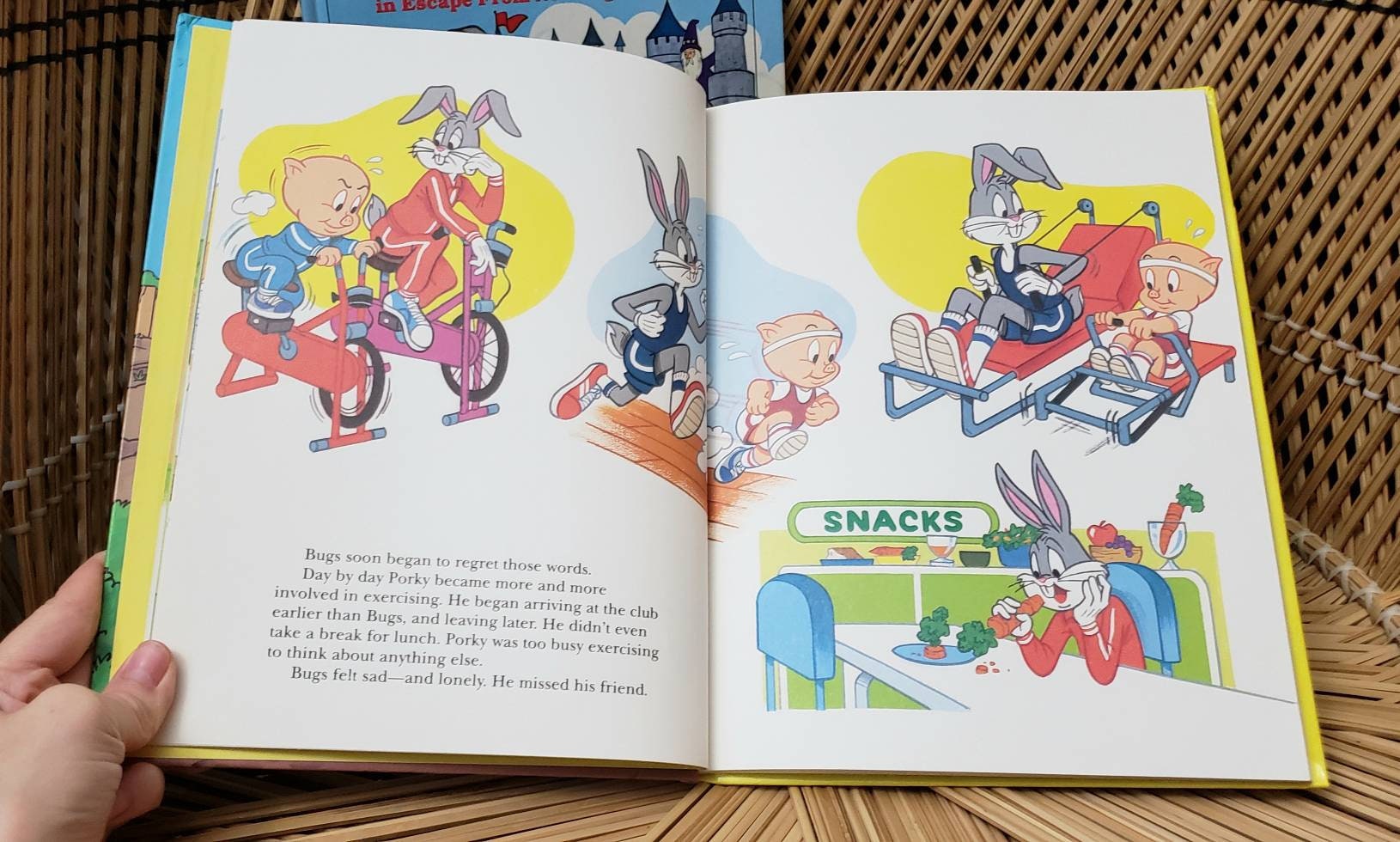 Vintage Bugs Bunny Books Set of 2 1980 Bugs Bunny In Escape From Noddi ...