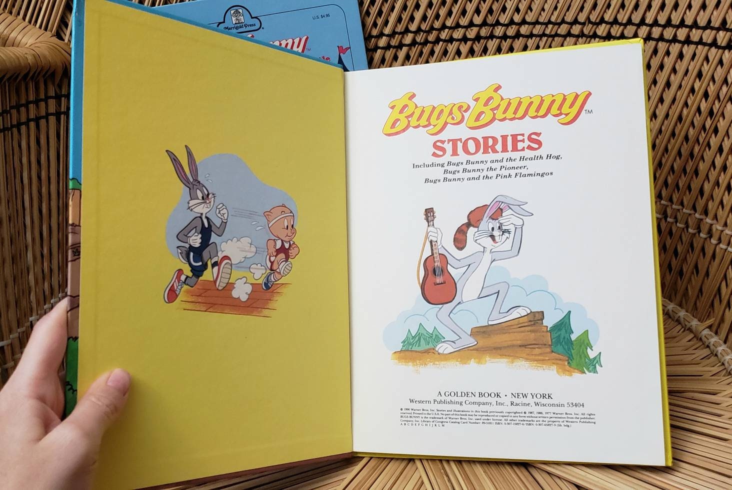 Vintage Bugs Bunny Books Set of 2 1980 Bugs Bunny In Escape From Noddi ...