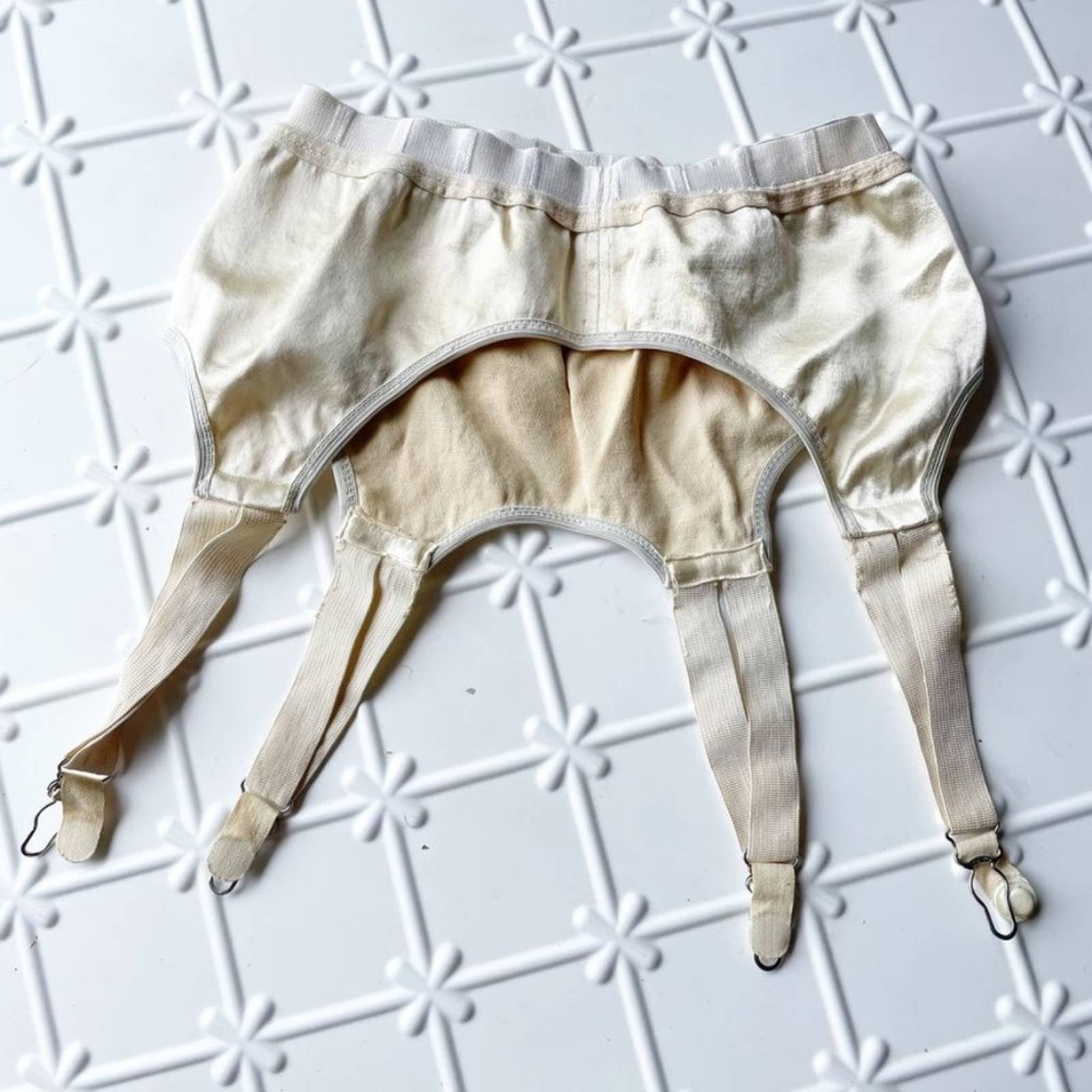 Vintage 40s 50s Sho-Form of Hollywood Satin Cream Ivory Garter by Sho ...
