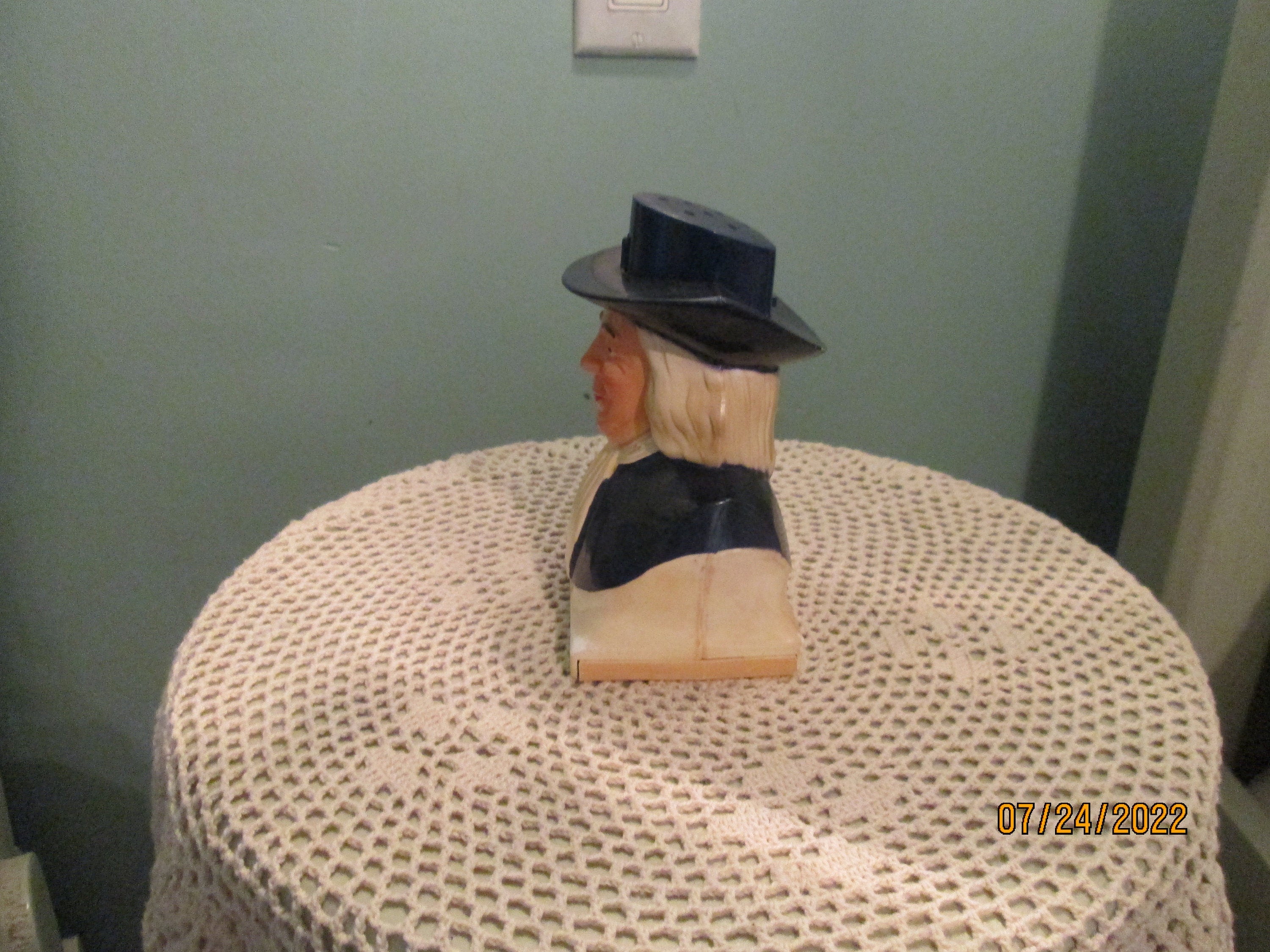 Vintage 60s Quaker Oats Promotional Sugar Shaker by Woods & Sons | Shop ...