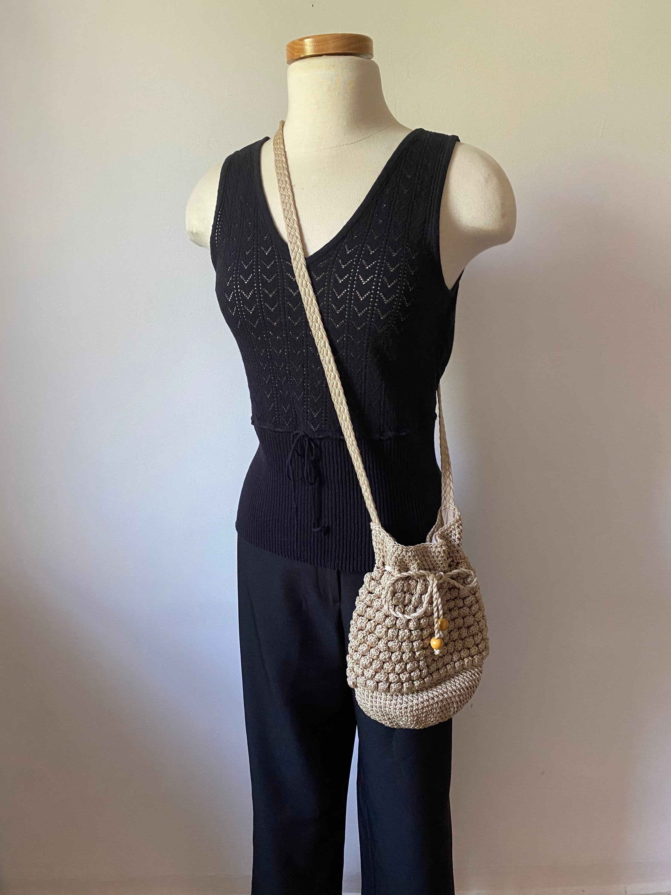 Vintage 90s Beige Crochet Crossbody Purse | Shop THRILLING