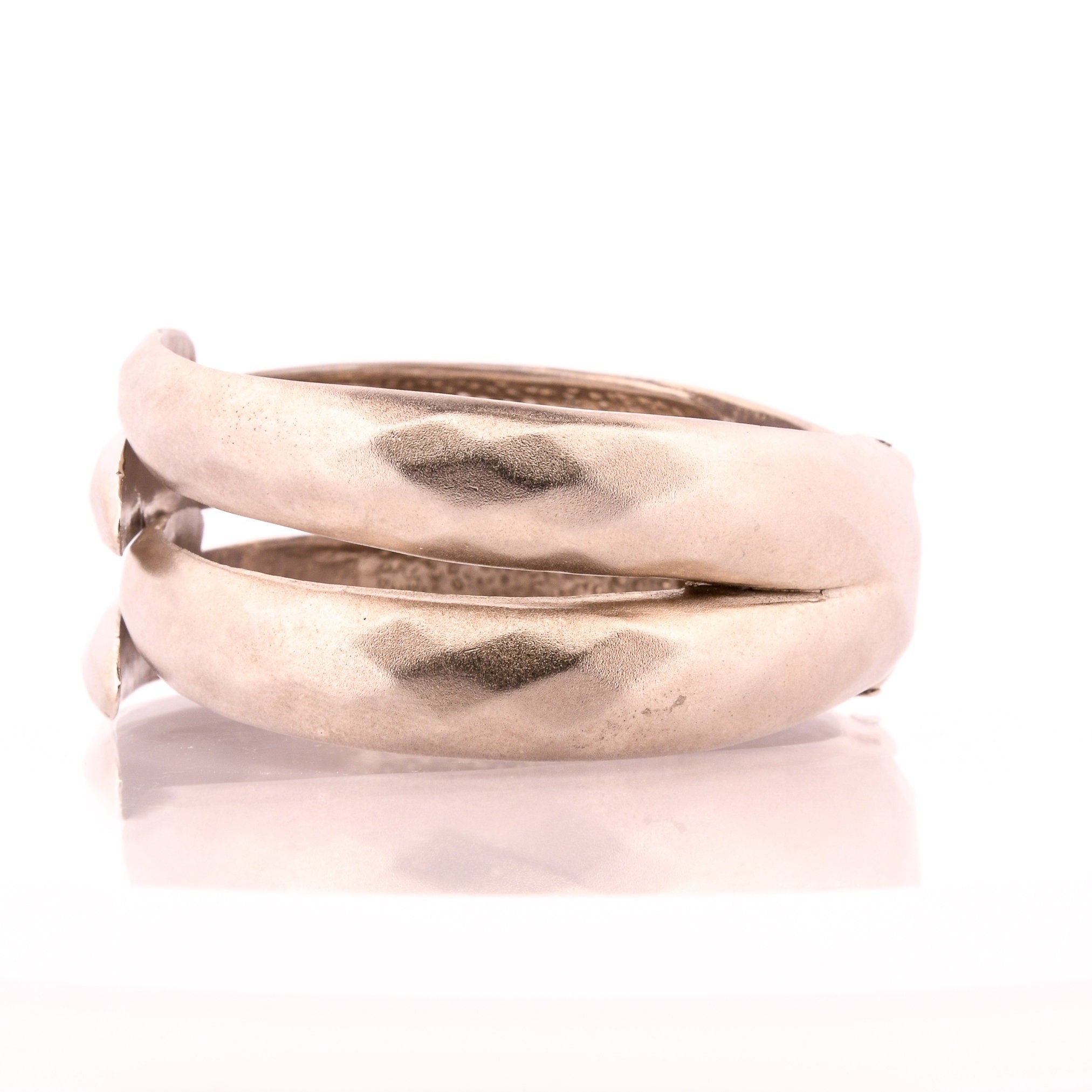 Vintage Modernist Silver Hinged Claw Cuff | Shop THRILLING