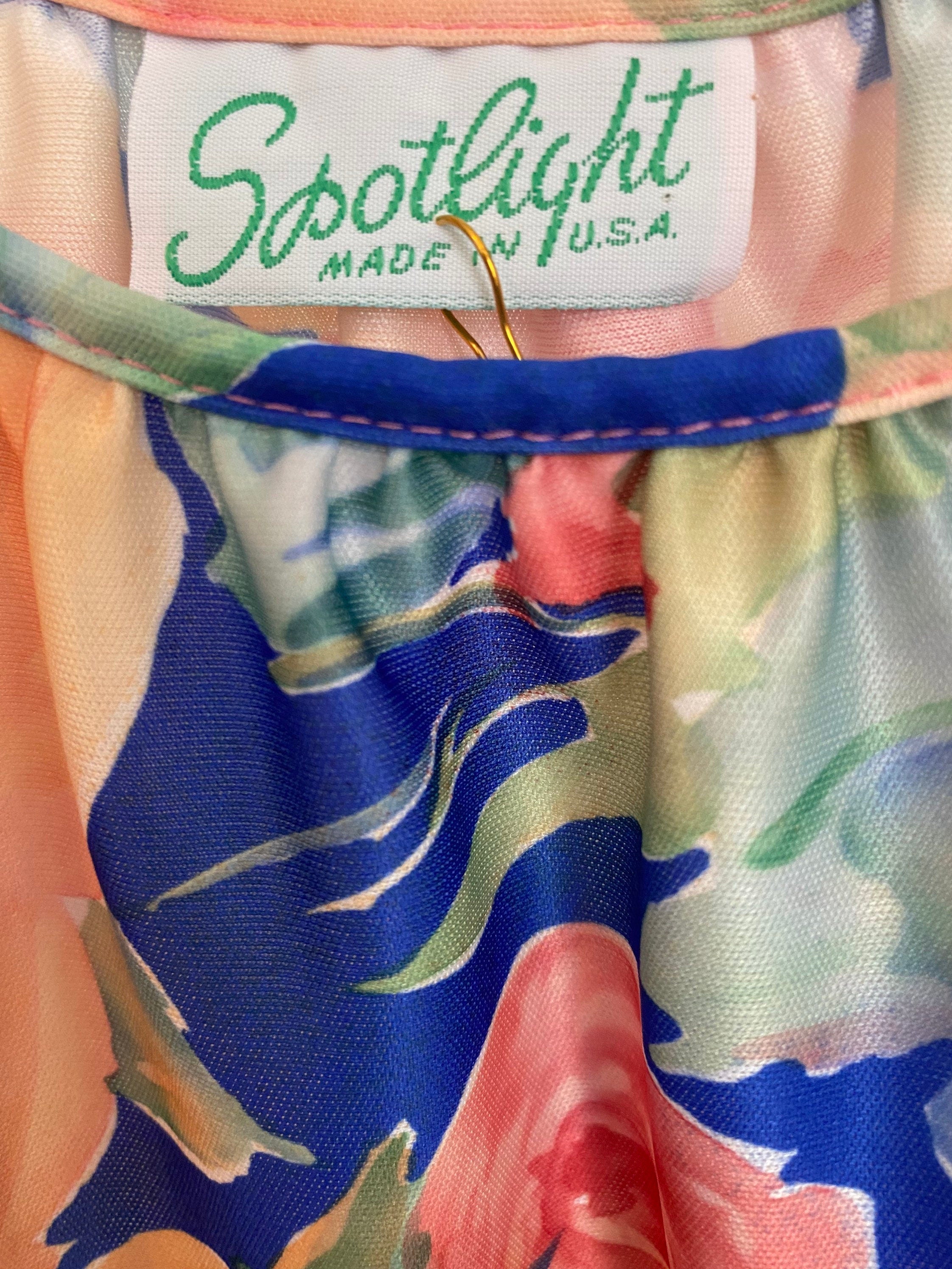 60s Peachy Roses On Blue House Dress Volup Vintage | Shop THRILLING