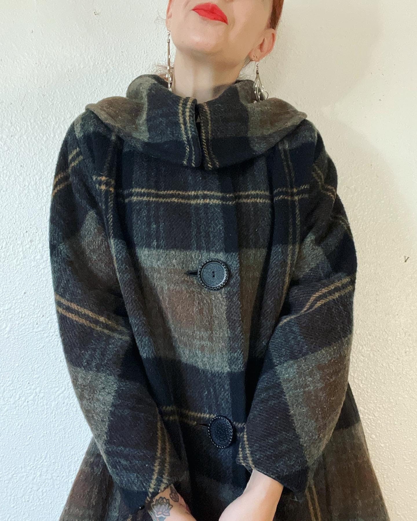 Vintage 60s Bold Brown Black and Gray Heather Plaid Wool Cape Collar C ...