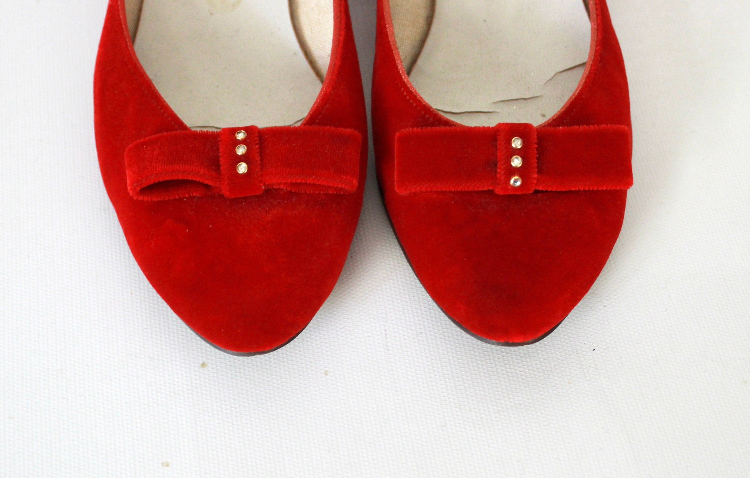 Vintage 50s Red Velvet Shoes | Shop THRILLING
