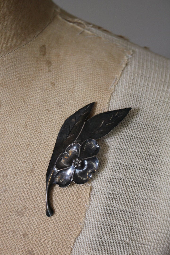 Vintage 40's Sterling Silver Flower with Leaves Brooch by Stuart Nye ...