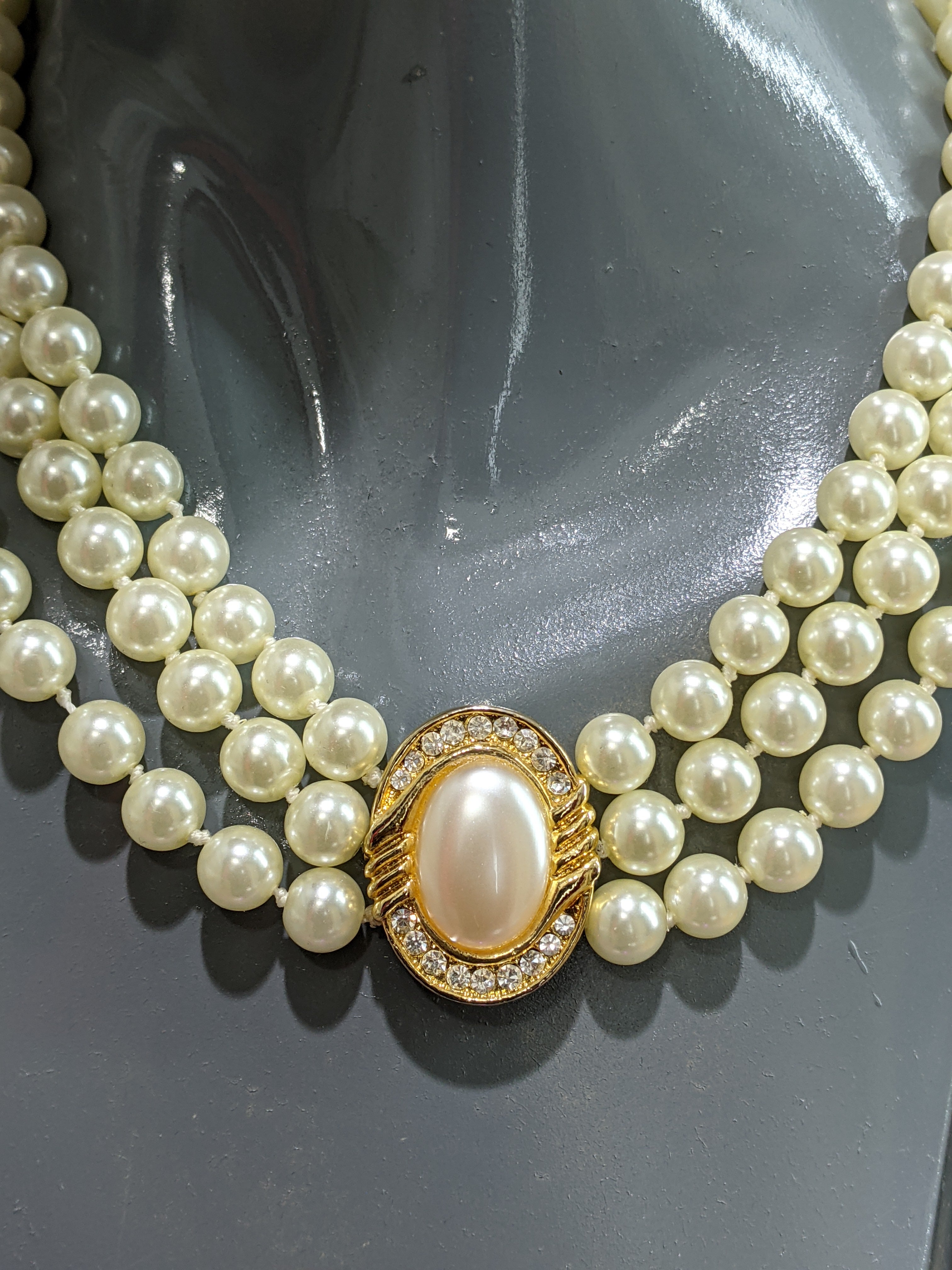 Vintage 80s Pearl Necklace | Shop THRILLING