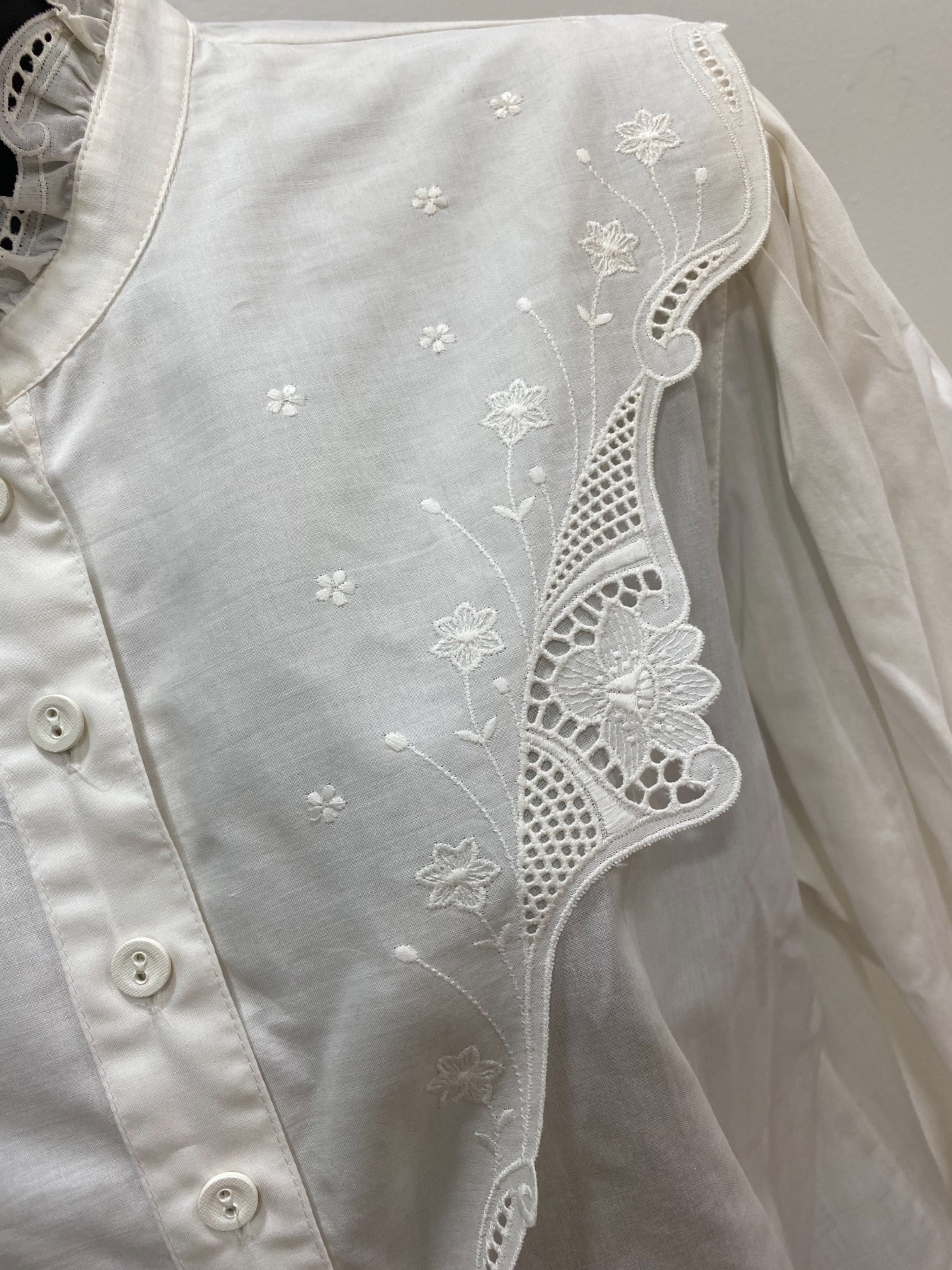 Vintage Puff Sleeve Prairie Style Blouse | Shop THRILLING