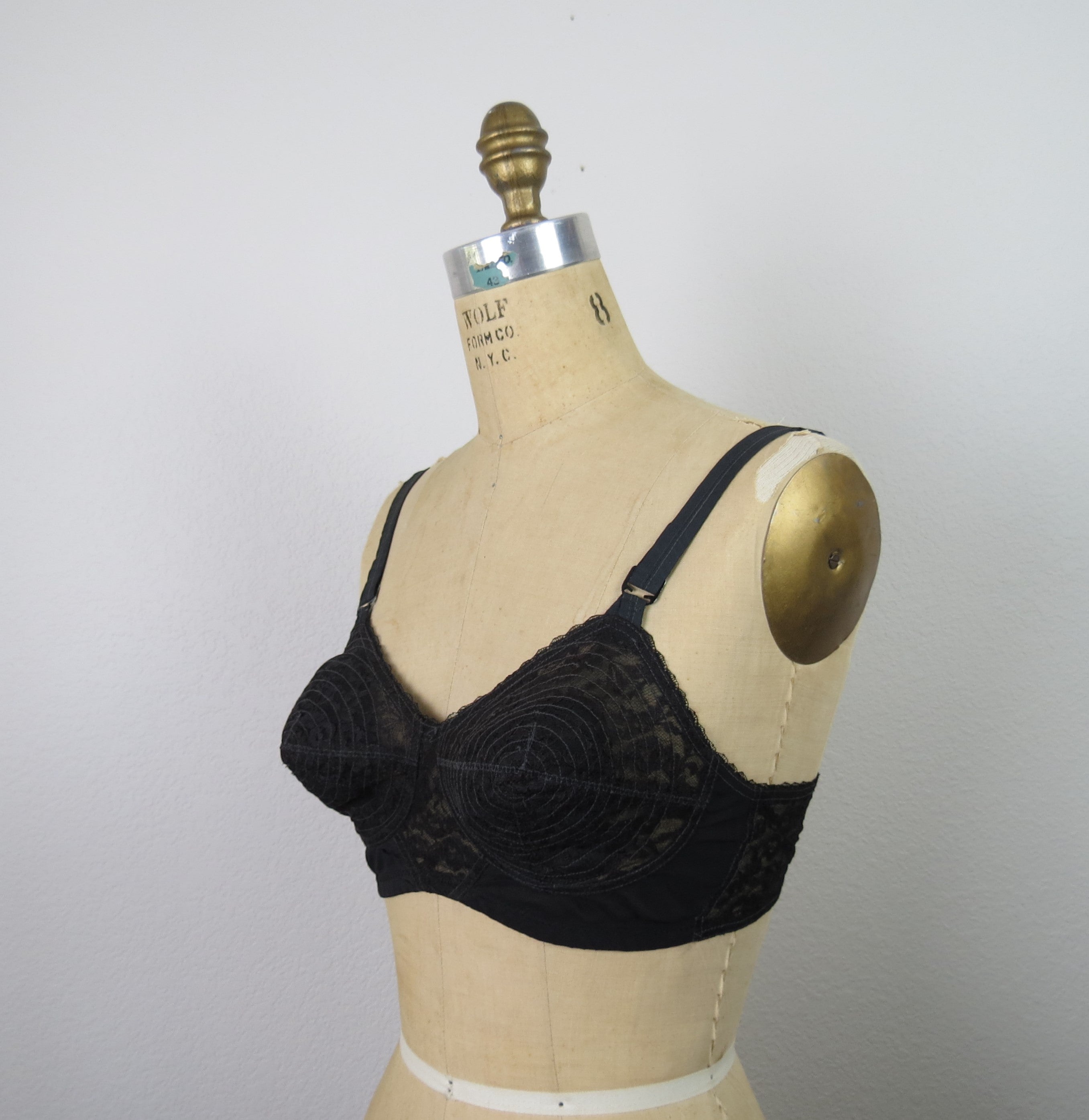 Vintage 40s Bullet Bra 50s Conical Black Lace Lingerie By Formfit Life ...