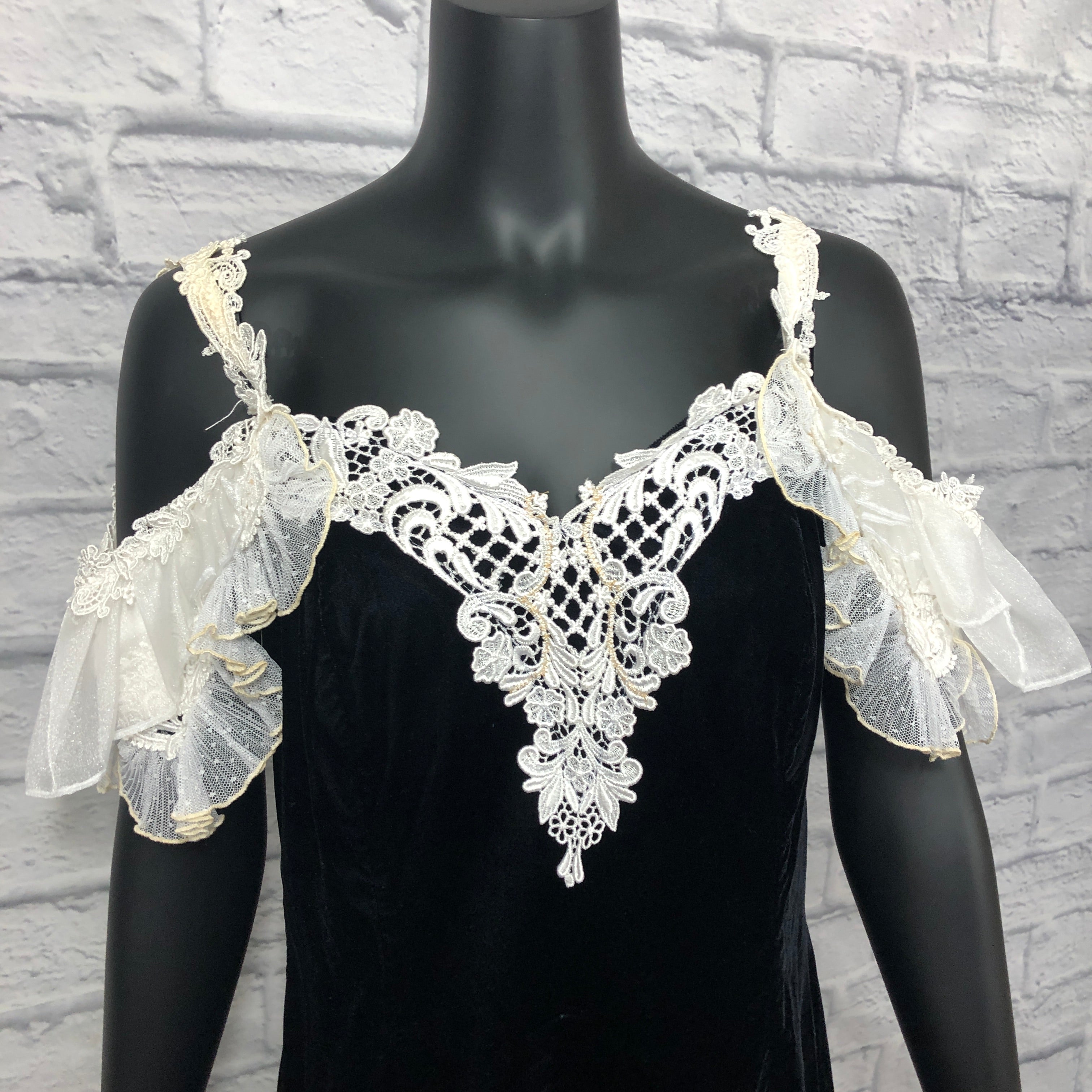 Vintage 80s Maxi Velvet Victorian Prom Dress By Loralie | Shop THRILLING