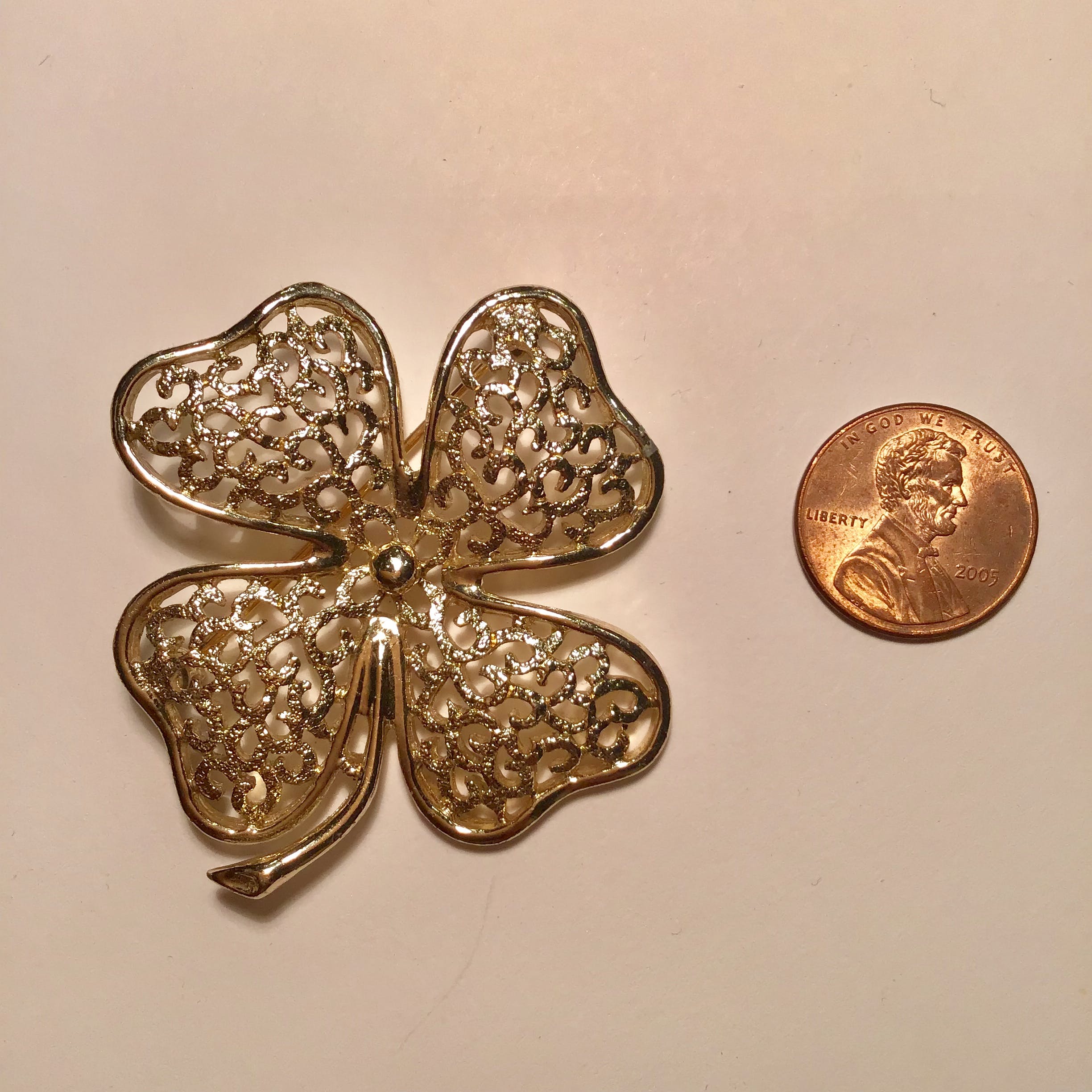 Vintage Four Leaf Clover Pin | Shop THRILLING
