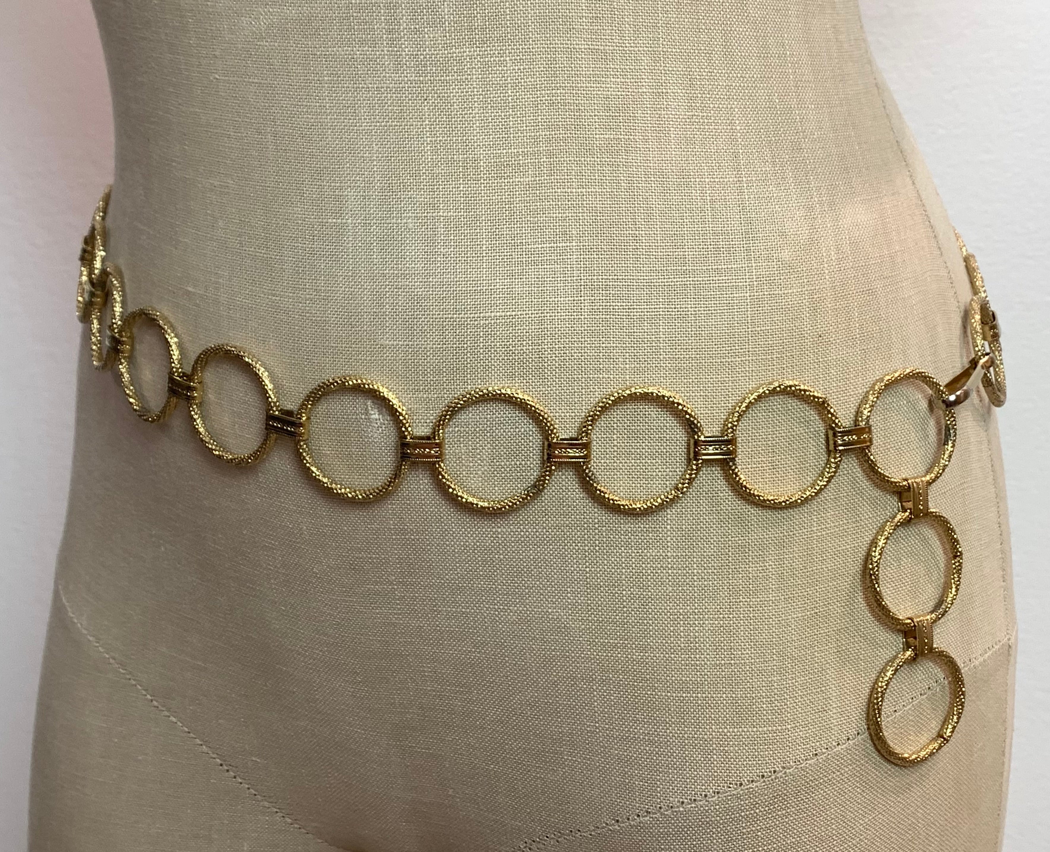 Vintage 70s Mod Gold Chain Hippie Belt W Textured Rings | Shop THRILLING