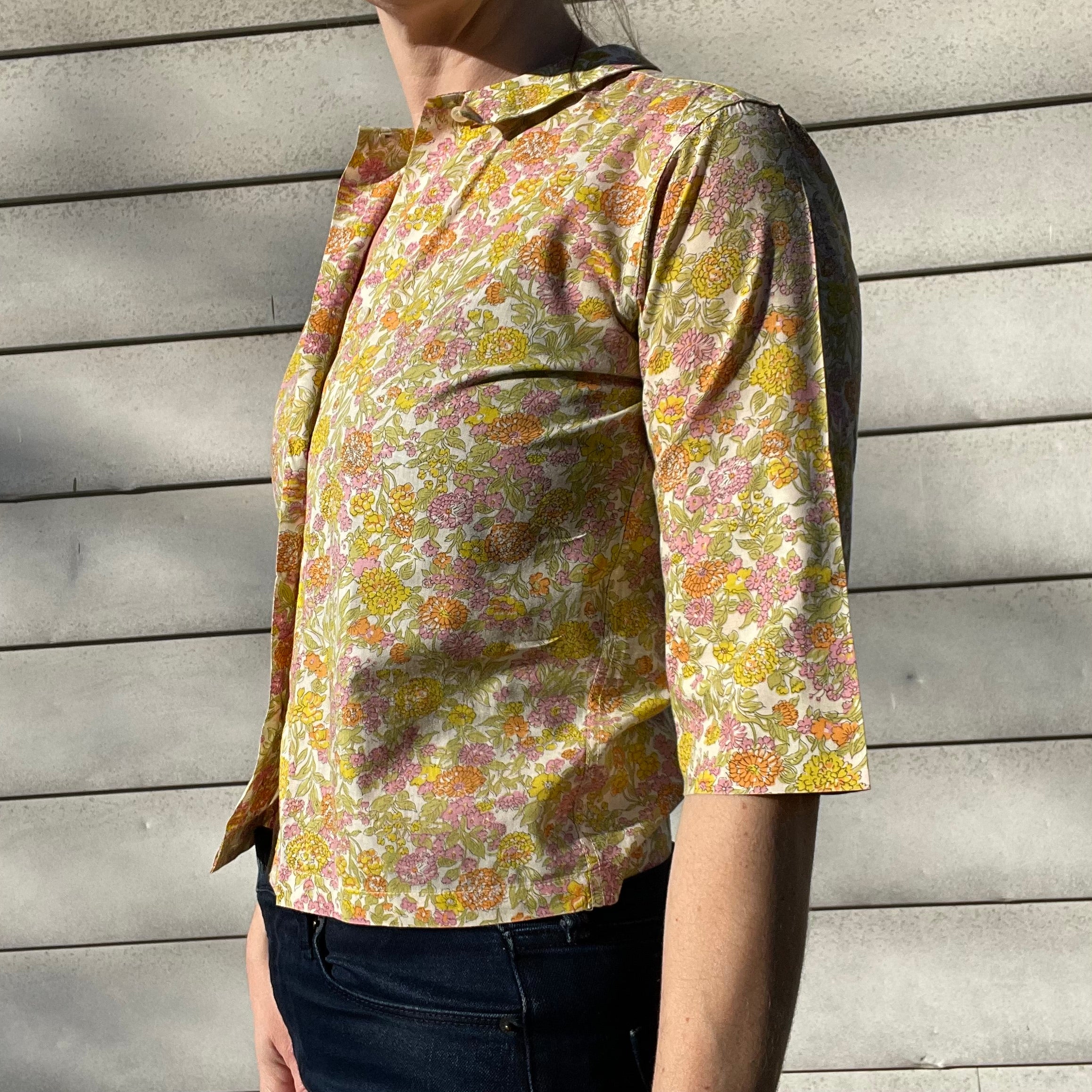 50s/60s Vintage Collared Floral Button Down Blouse By Shapely Classics ...