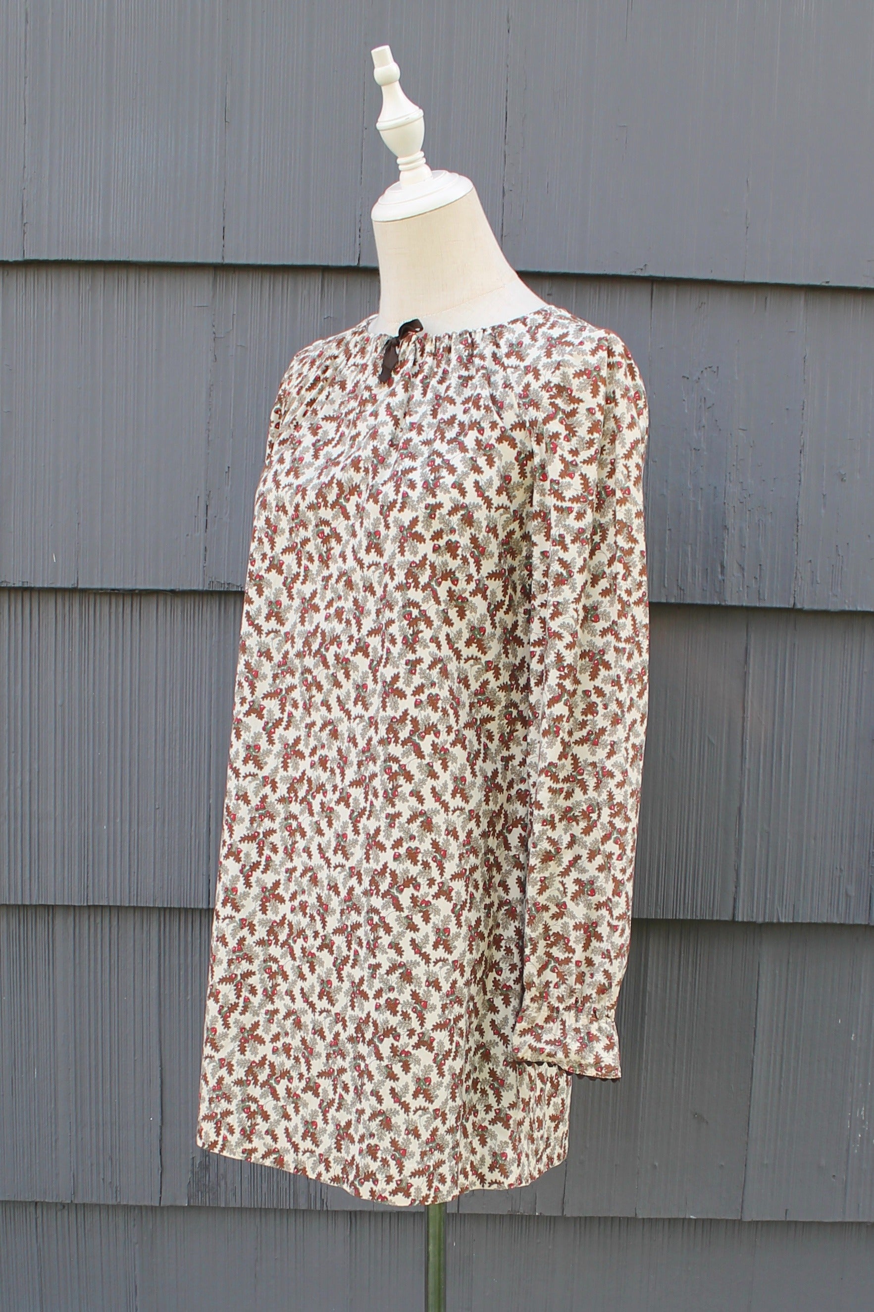 Vintage 70’s Acorn Mini Dress with Ric Rac Trim Sleeves | Shop THRILLING