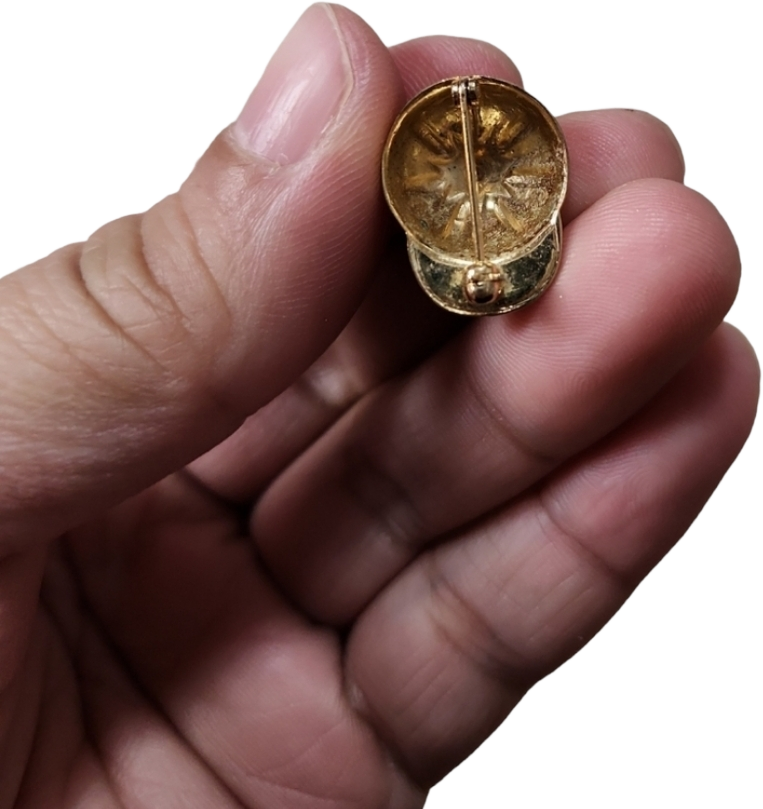 80s Vintage Gold Toned Baseball Cap Pin | Shop THRILLING