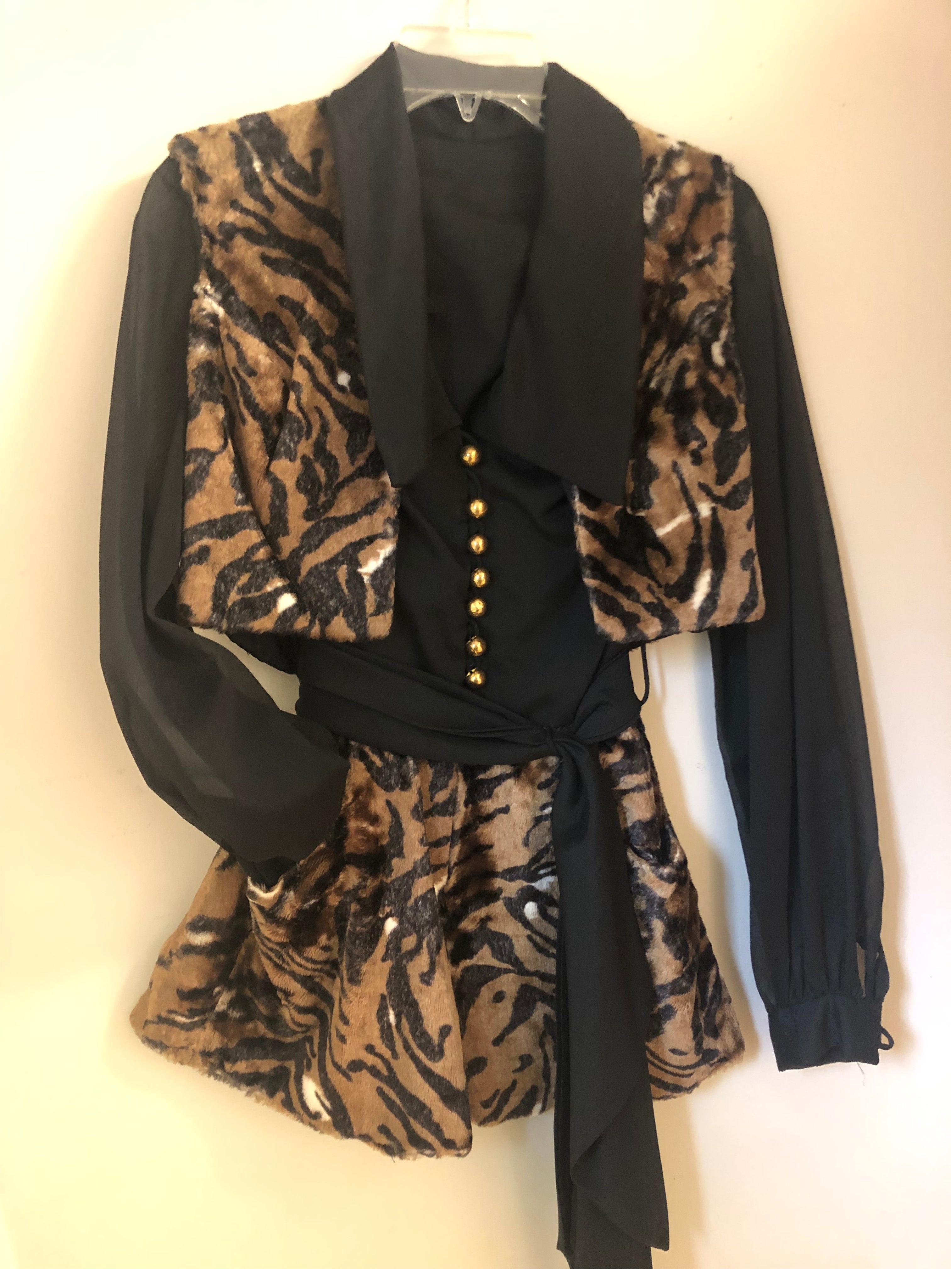 Vintage 60s Leopard Faux Fur Hot Pants With Matching Vest | Shop THRILLING