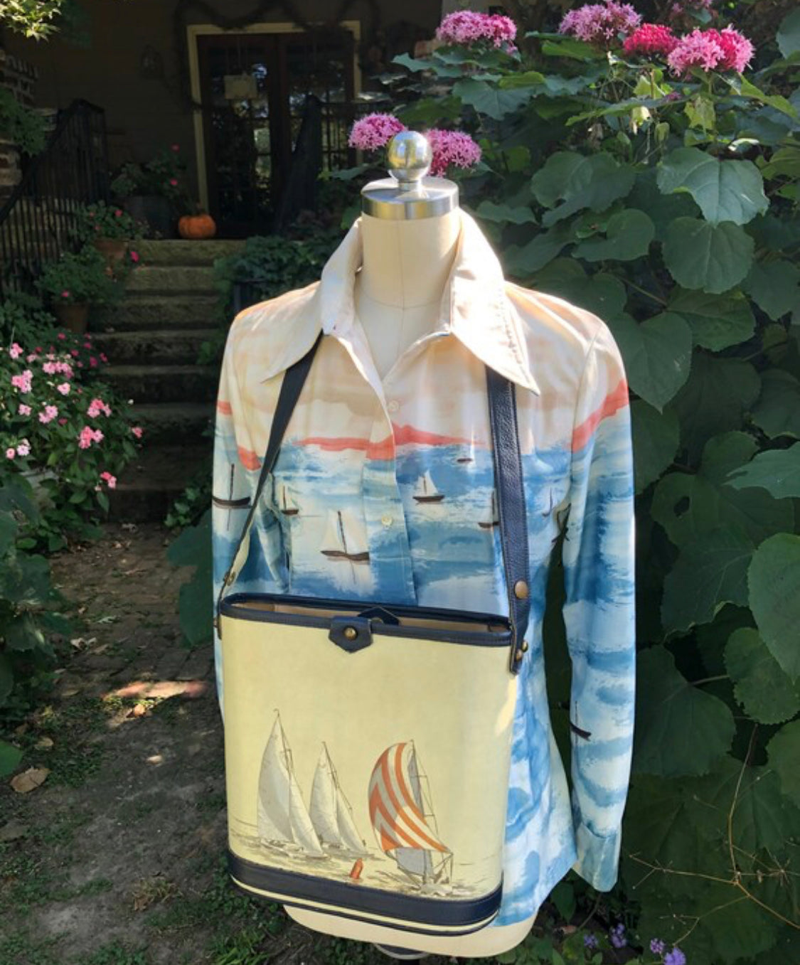 Vintage 70s Sailboat Handbag Tote Bag | Shop THRILLING