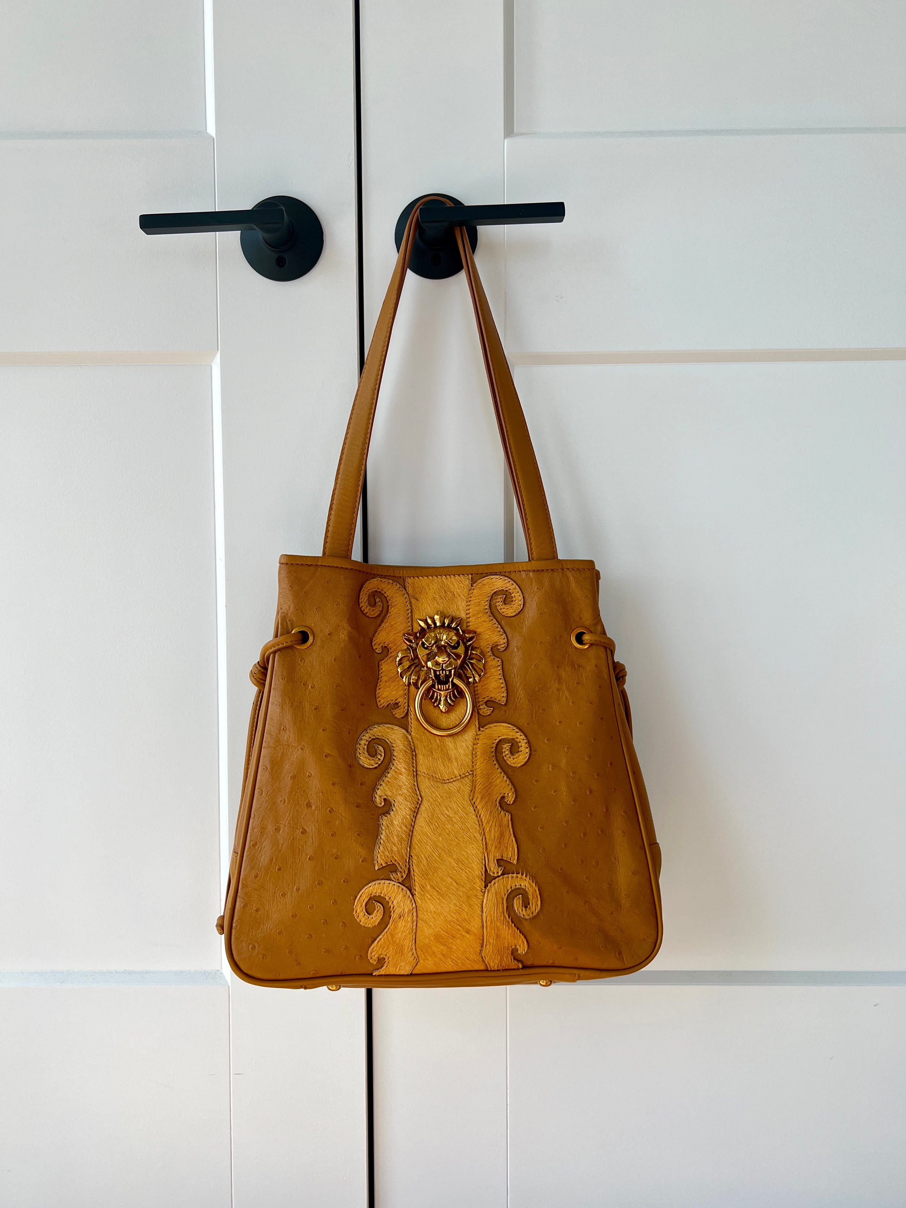 Vintage Genuine Leather Lions Face Purse By Original by Sharif | Shop ...